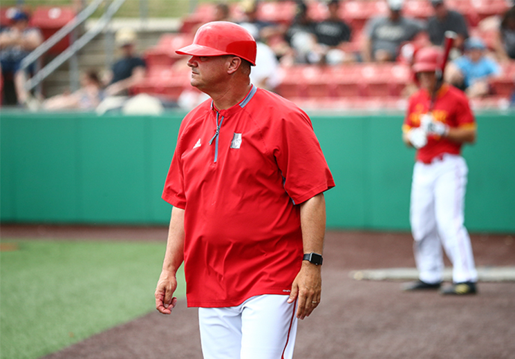 Myers Resigns From Pitt State Coaching Post - Pittsburg State ...