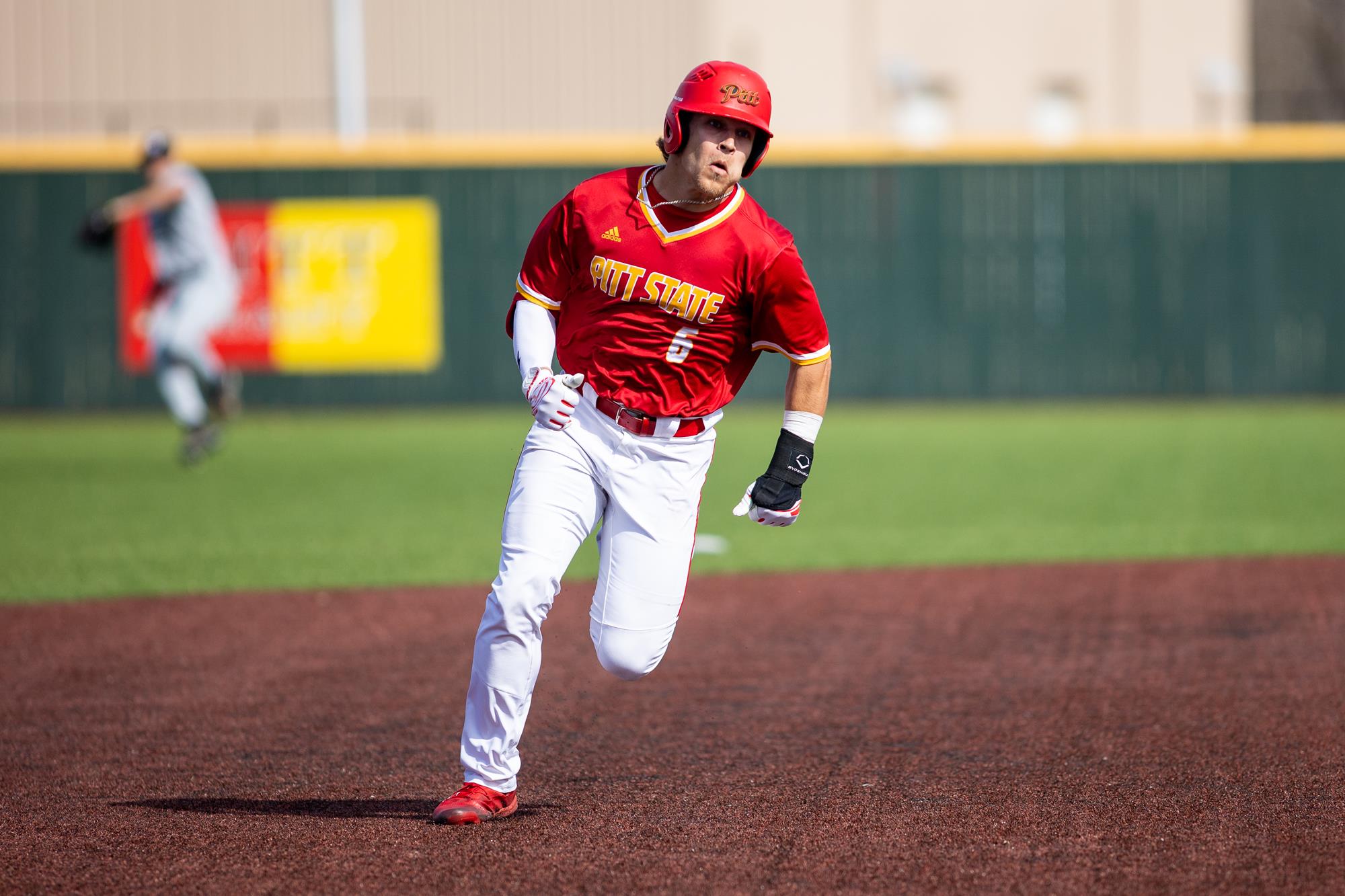 Weather Alters Gorillas’ MIAA Baseball Series - Pittsburg State ...