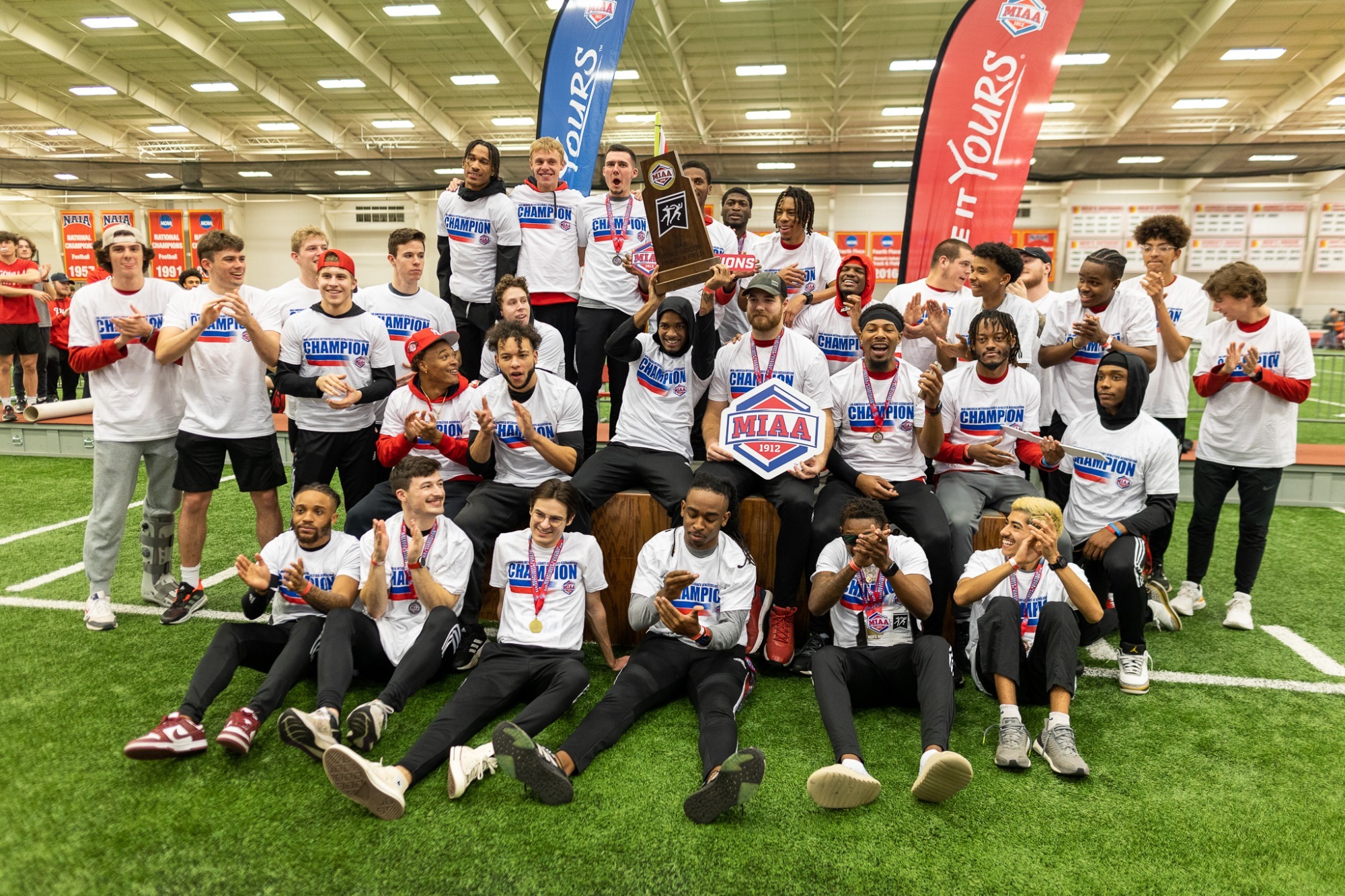 Pitt State Men Claim Sixth MIAA Indoor Title in Last Nine Years ...