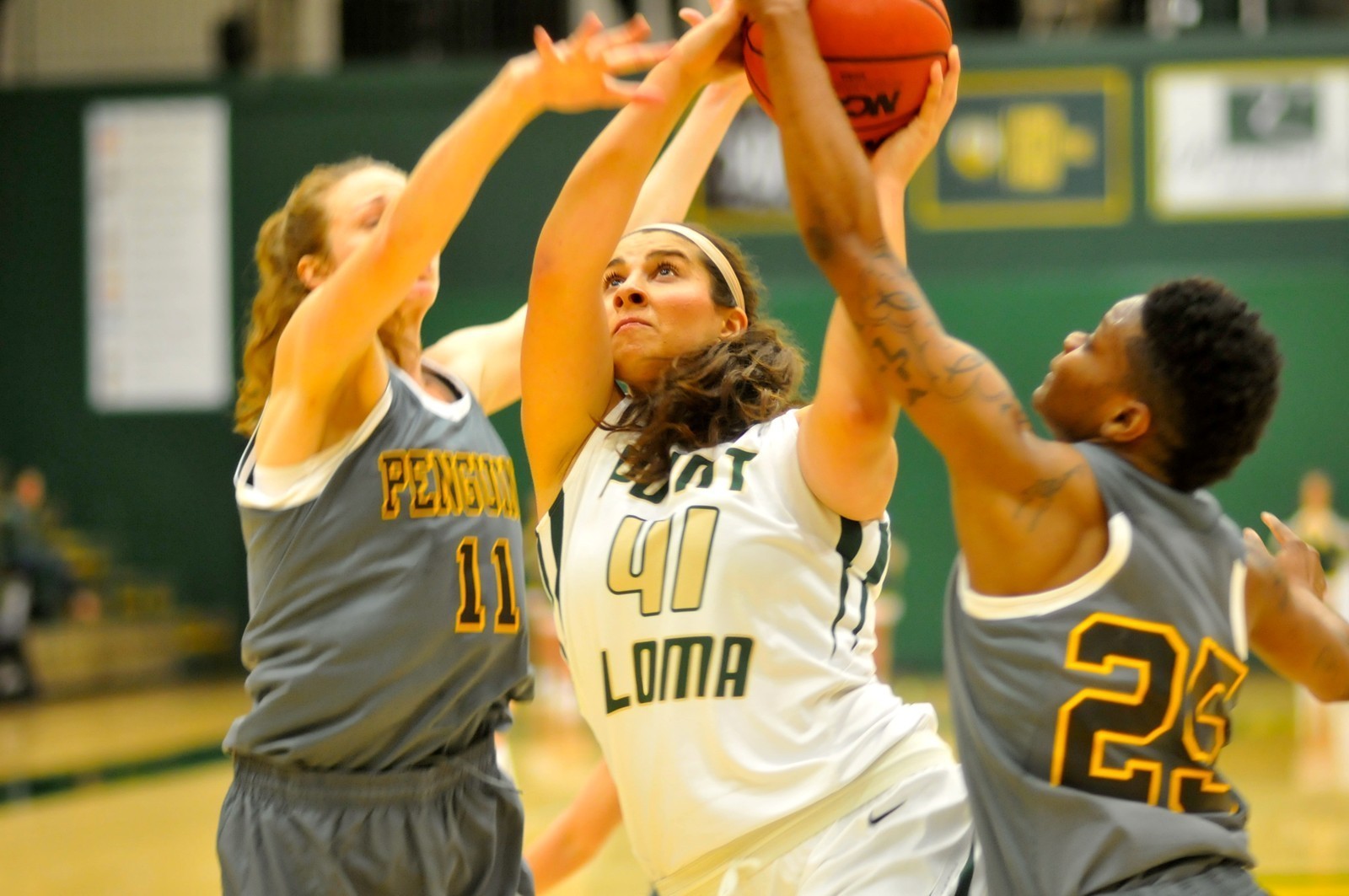 Riley Abraham - Women's Basketball - PLNU Athletics