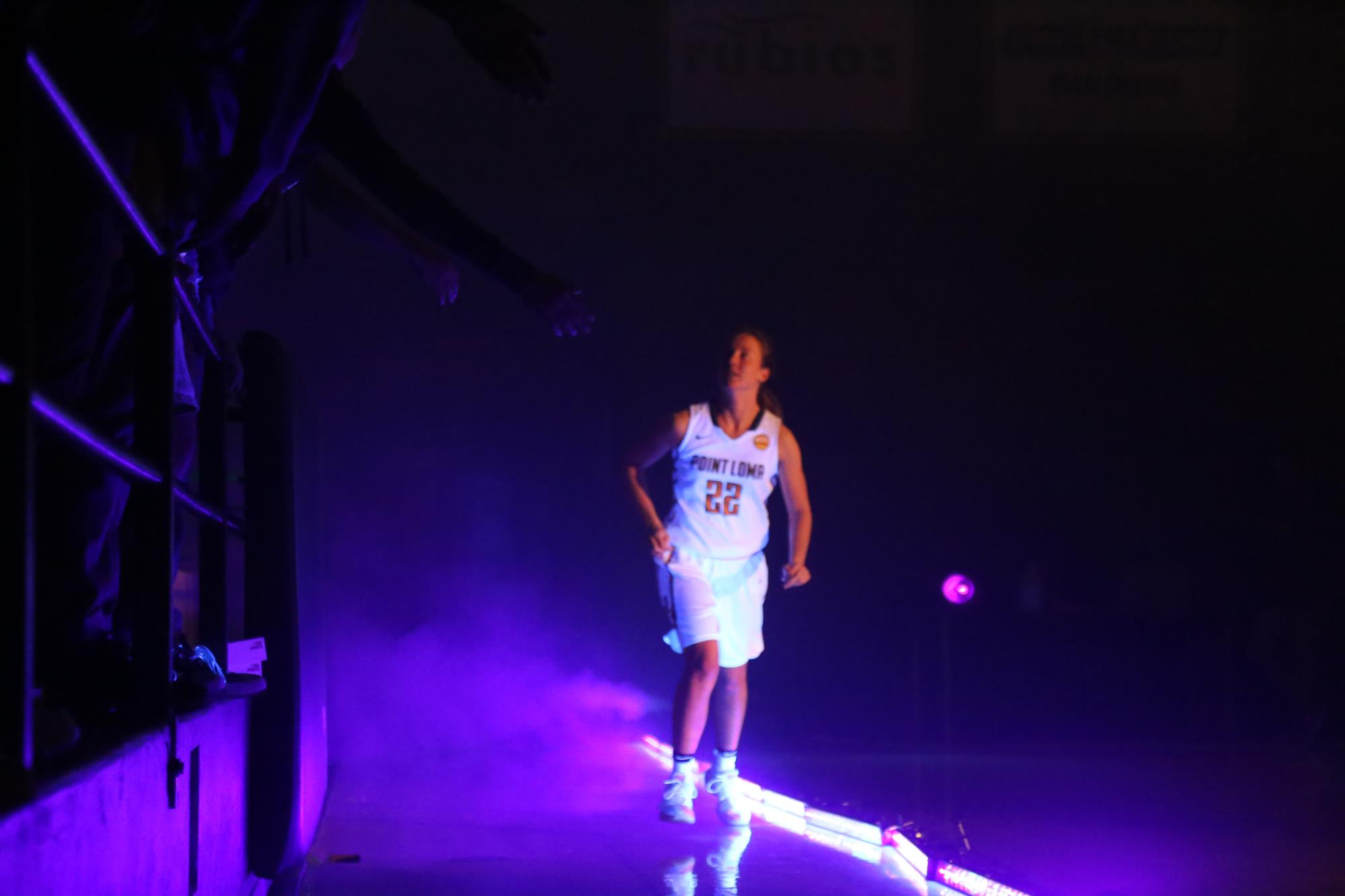 Carlee Taylor - Women's Basketball - PLNU Athletics