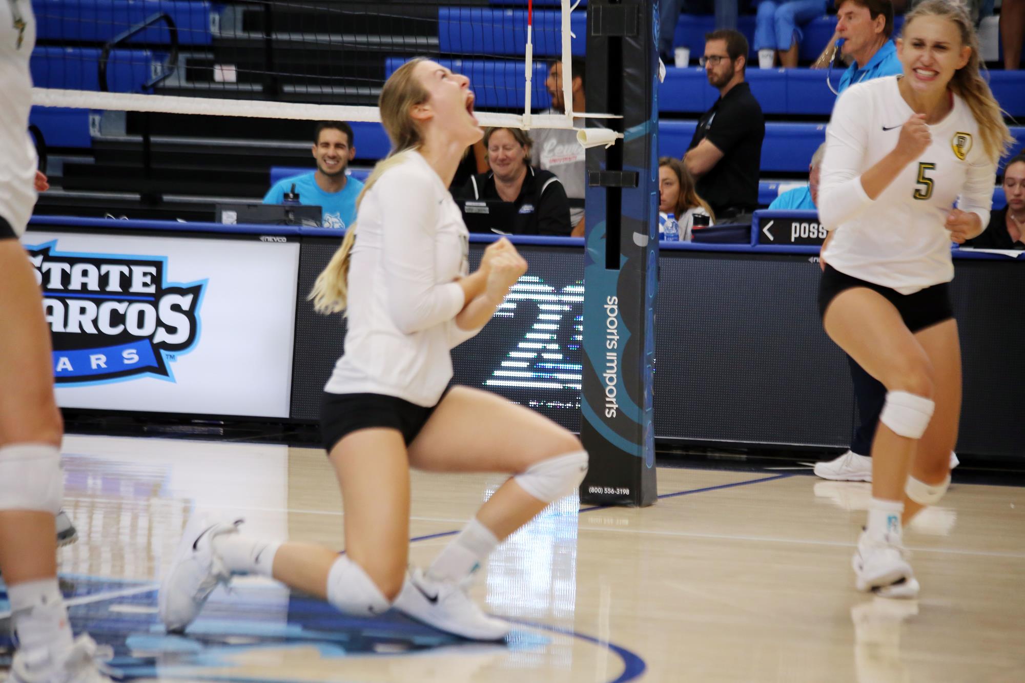 Kayla Chapman - Women's Volleyball - PLNU Athletics