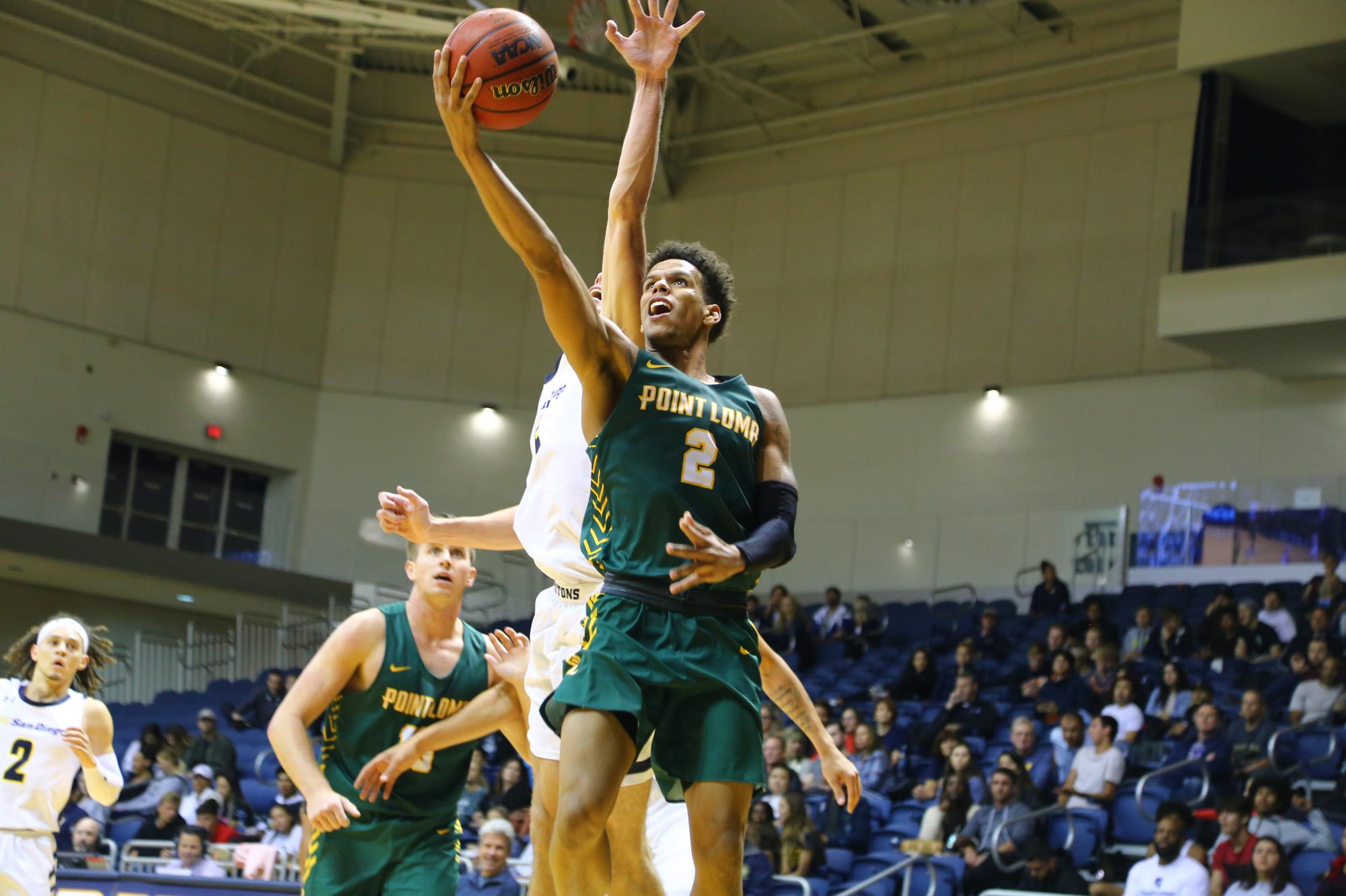 Darnell Robateau - Men's Basketball - PLNU Athletics