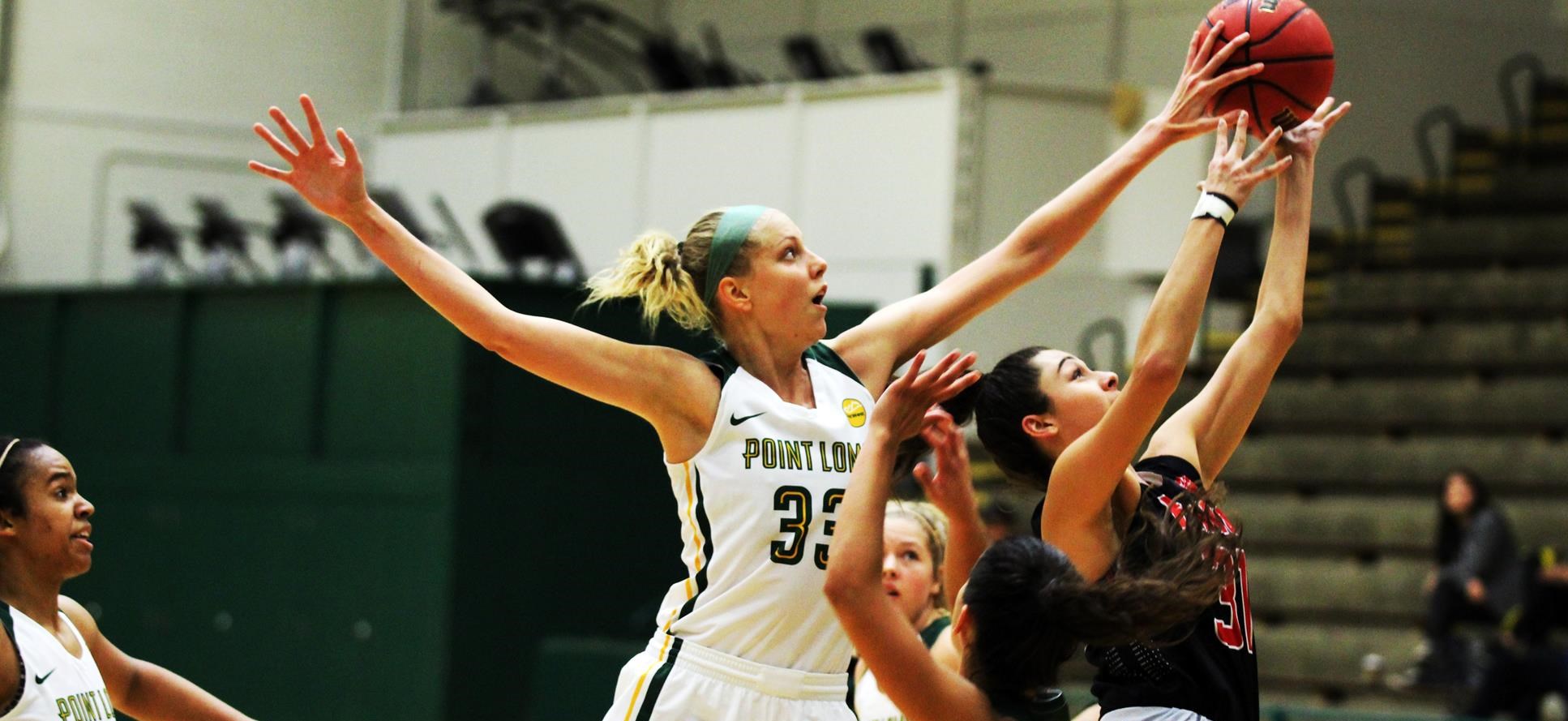 Grace Brady - Women's Basketball - PLNU Athletics