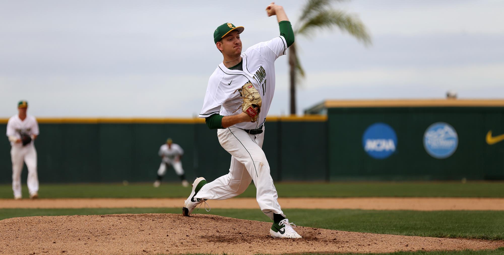Zack Noll - Baseball - PLNU Athletics