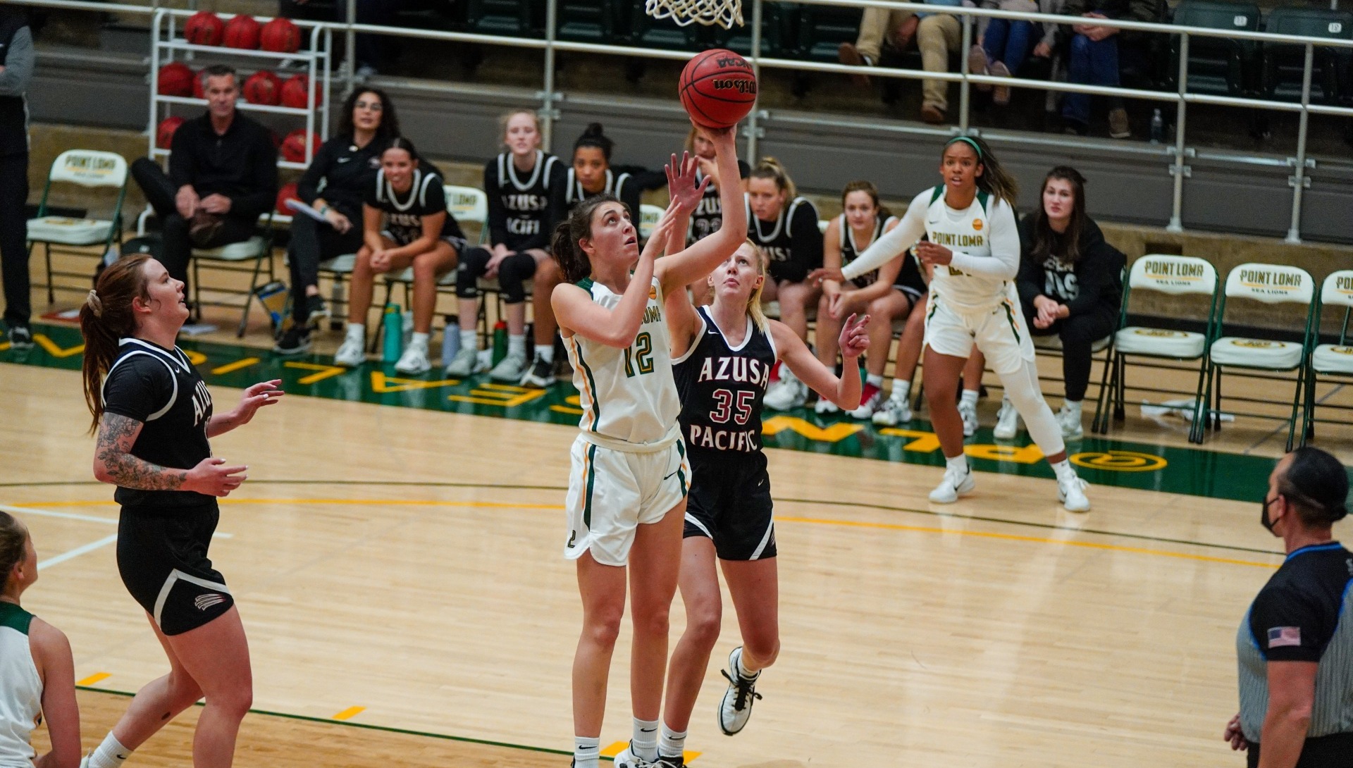 COUGARS OVERCOME SEA LIONS' FAST START - PLNU Athletics