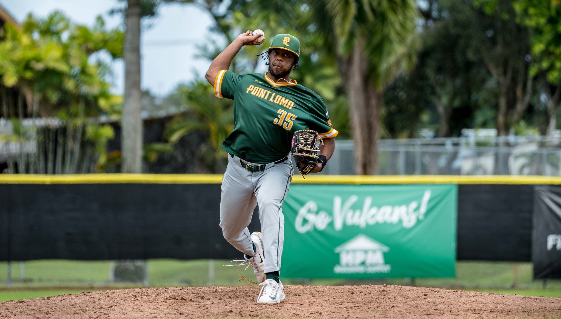 PLNU BASEBALL WINS SERIES AT HAWAI'I HILO - PLNU Athletics