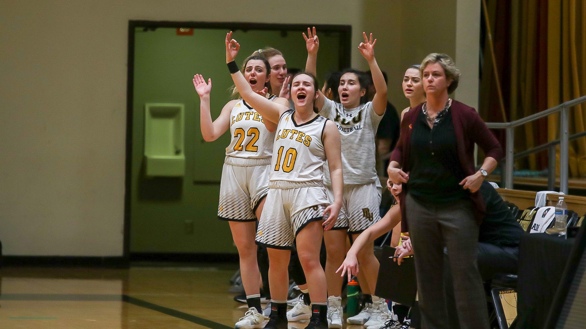Hailey Marsh - Women's Basketball - Pacific Lutheran University Athletics