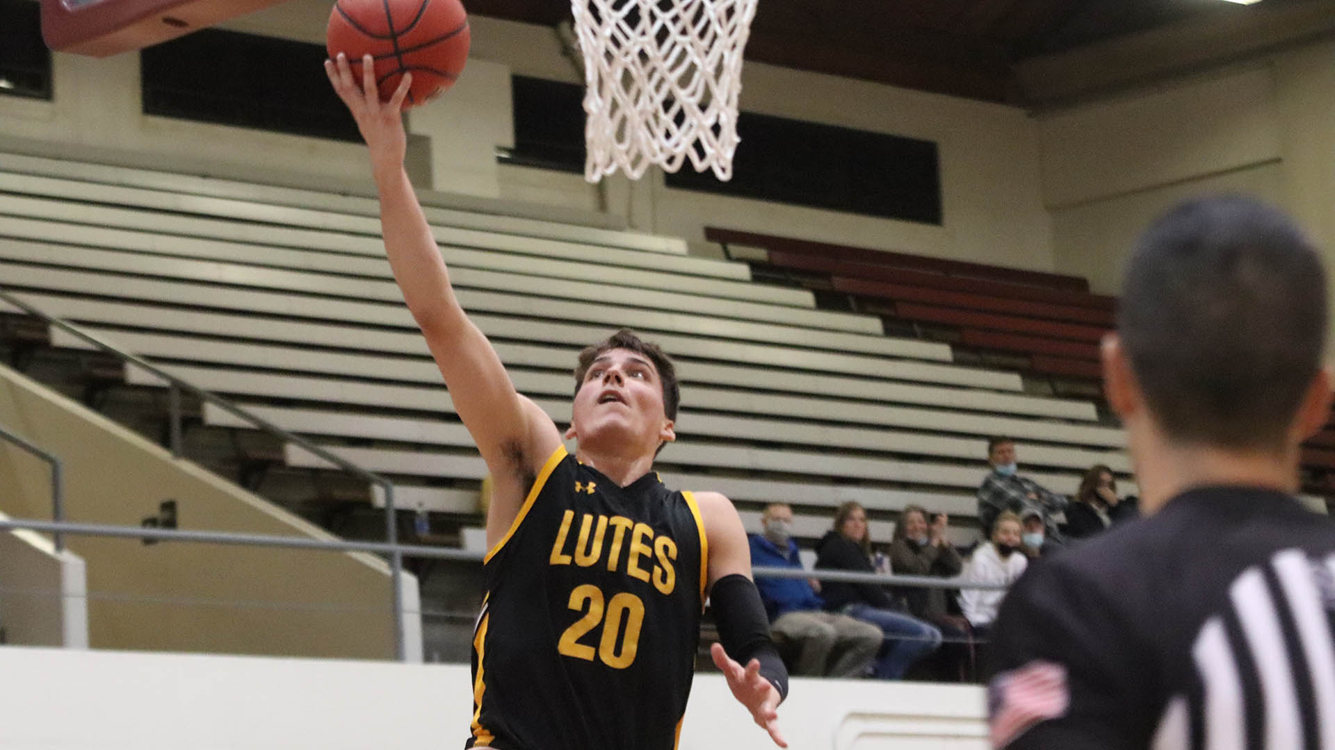 Hall Leads Hoops to Road Conference Win - Pacific Lutheran University ...