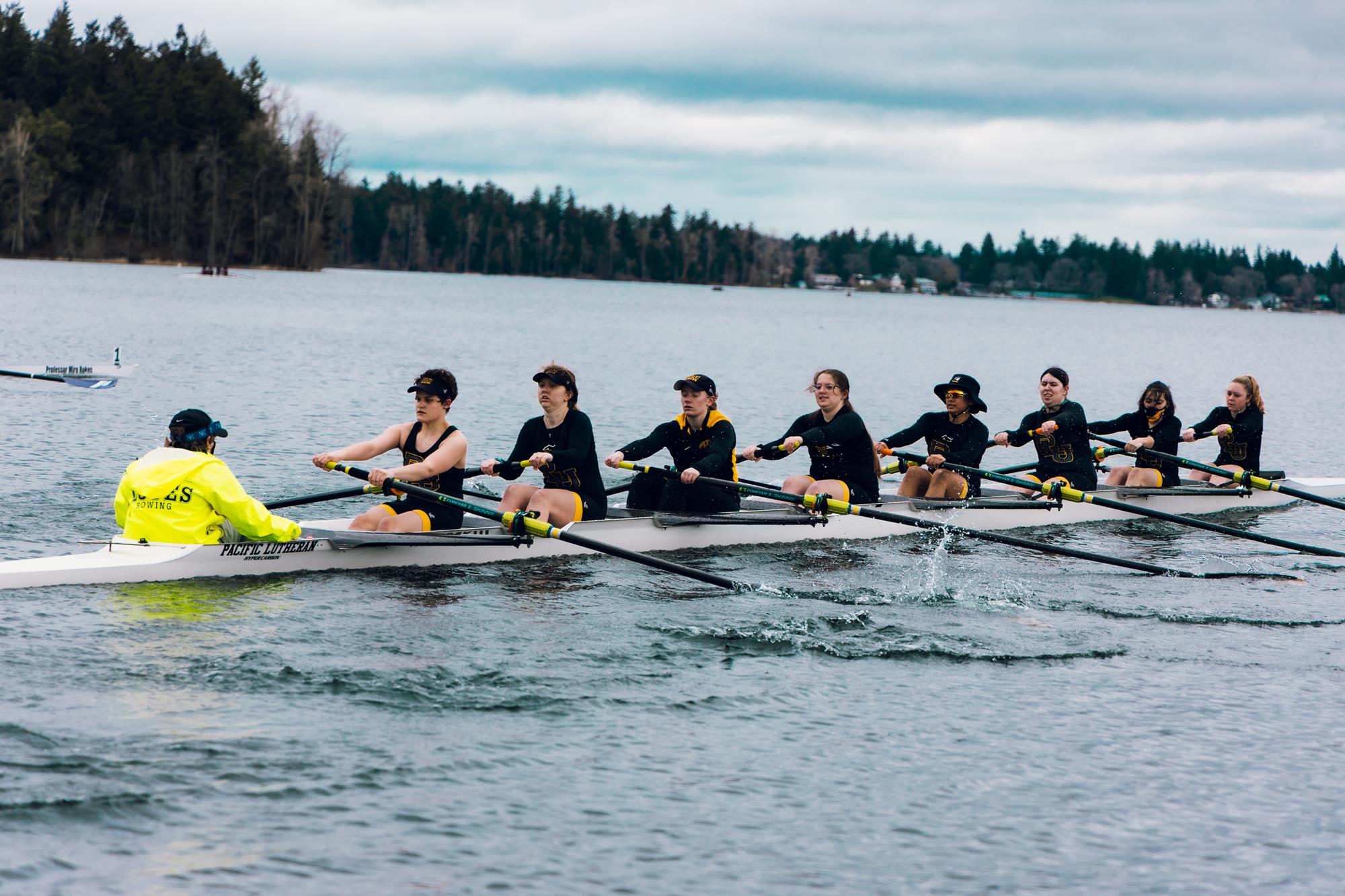 Rowing Wins One Race in Opening Regatta - Pacific Lutheran University ...
