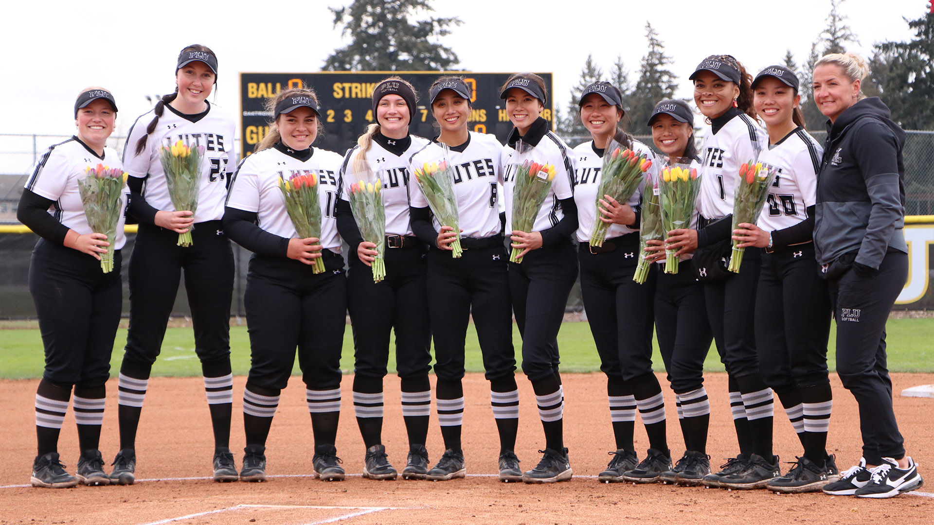 Mari Foster - Softball - Pacific Lutheran University Athletics