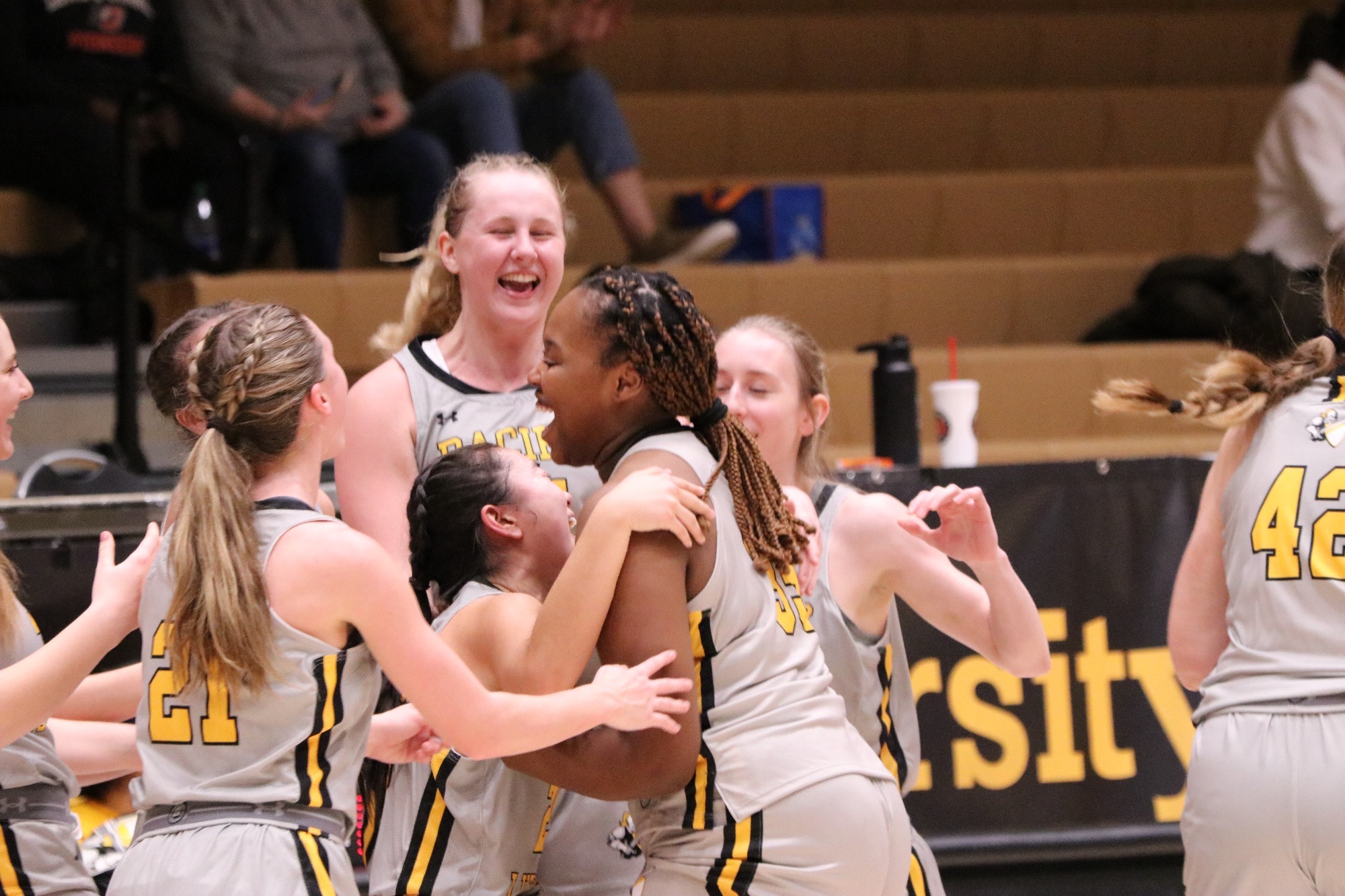 Sarah Midimo - Women's Basketball - Pacific Lutheran University Athletics