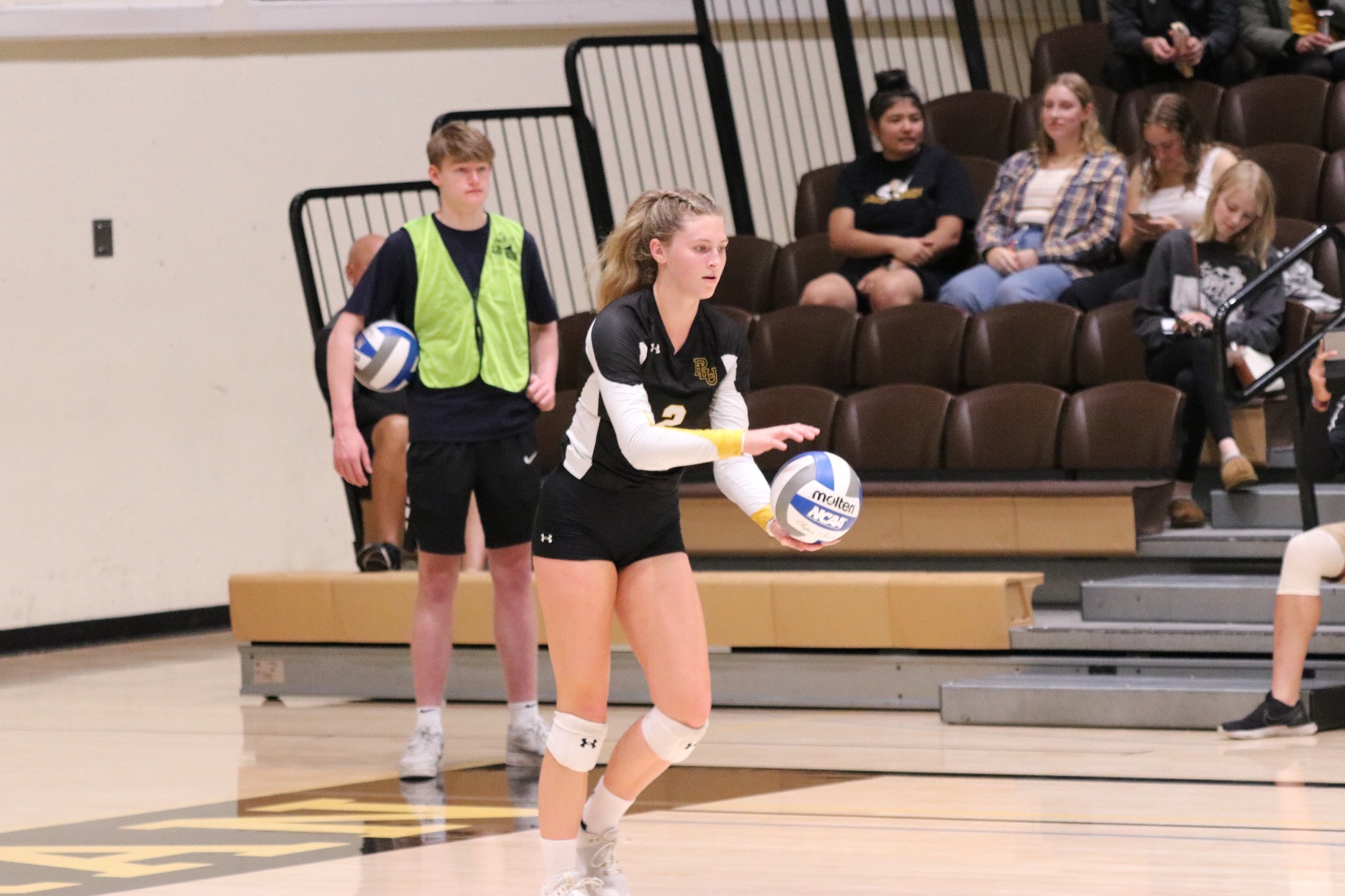 Elle Thomas - Women's Volleyball - Pacific Lutheran University Athletics