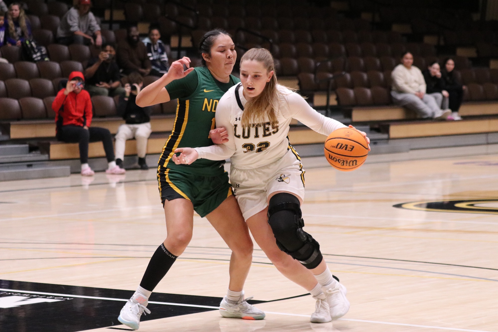 Ava Edmonds - Women's Basketball - Pacific Lutheran University Athletics