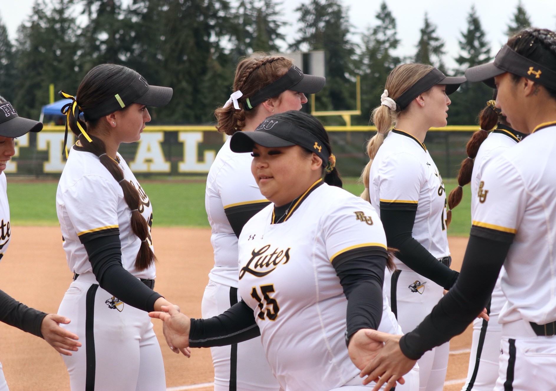 Jade Behic - Softball - Pacific Lutheran University Athletics