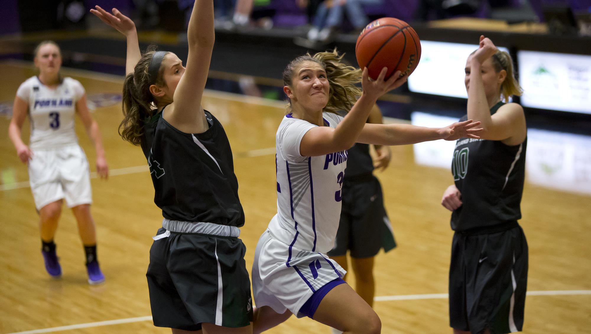 Darian Slaga - Women's Basketball - University of Portland Athletics