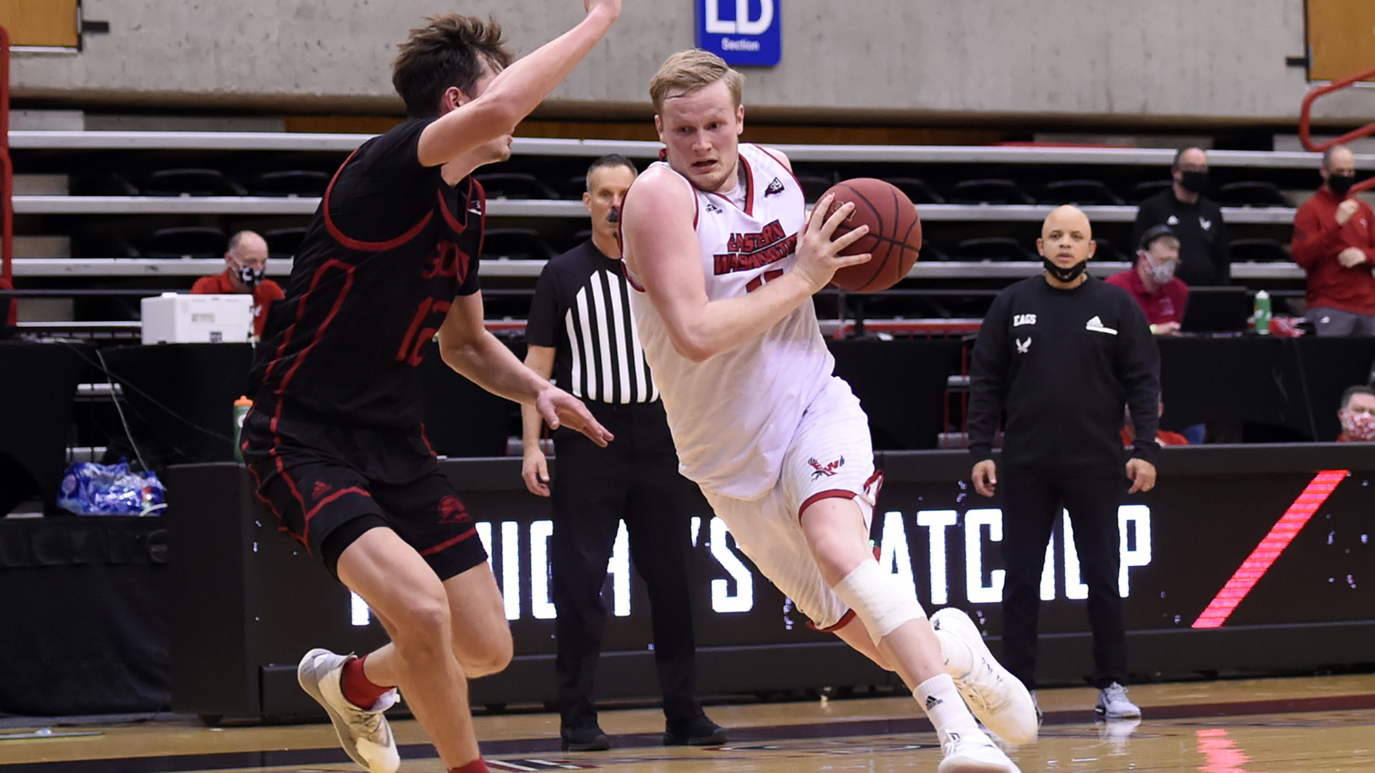 Men’s hoops adds EWU transfer Tyler Robertson - University of Portland ...