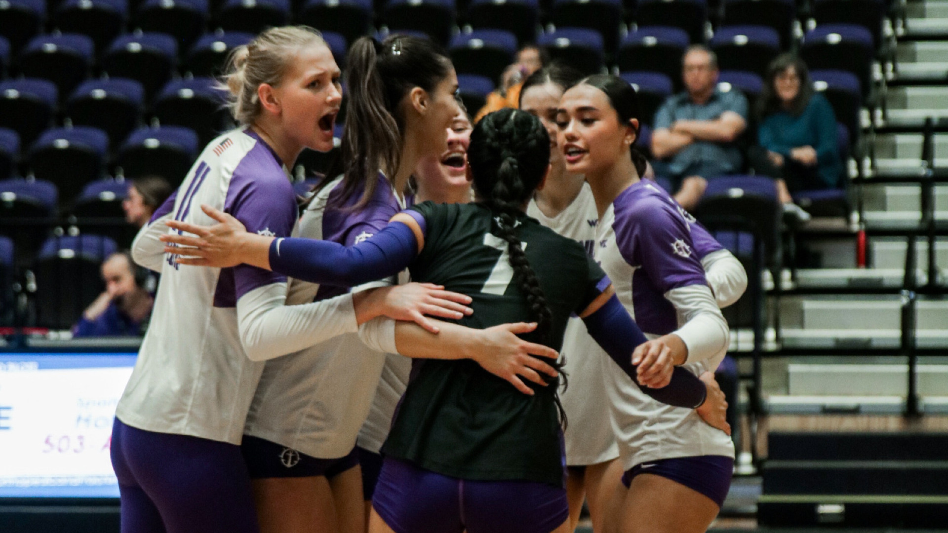 Pilots to Host Pepperdine in Chiles Center - University of Portland ...