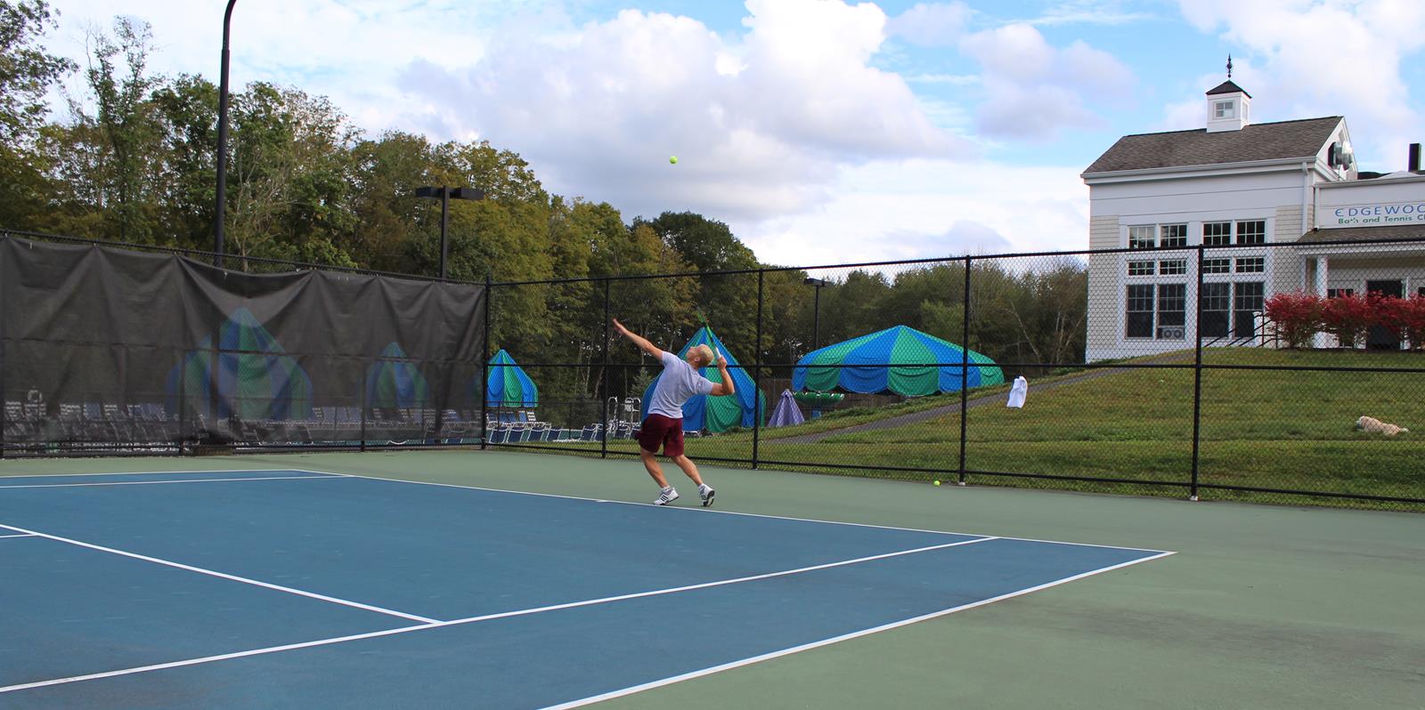 Samuel Urban - Men's Tennis - Post University Athletics