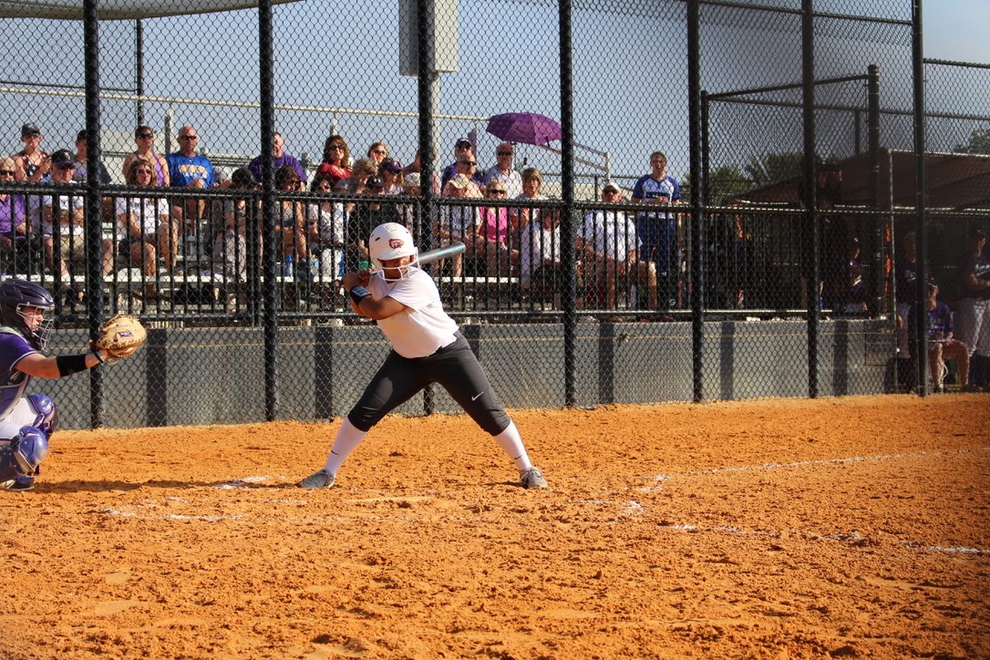 Jazmin Andrews - Softball - Post University Athletics