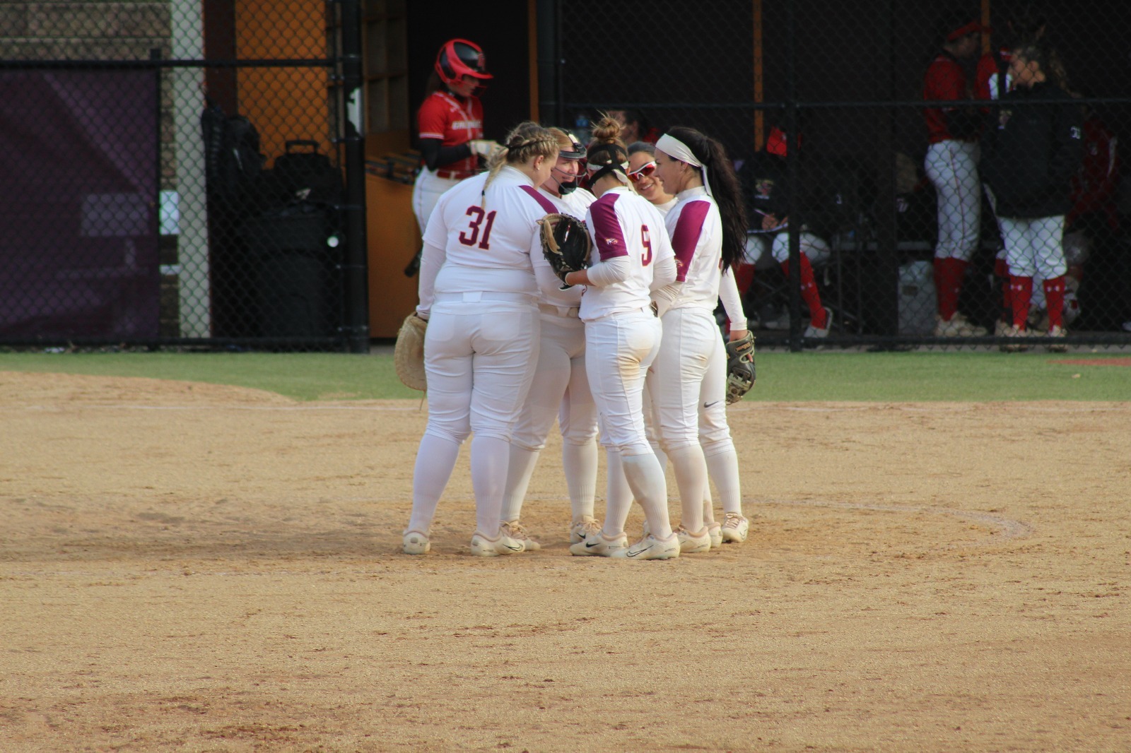 Softball Concludes Season With Sweep Of Chestnut Hill - Post University ...