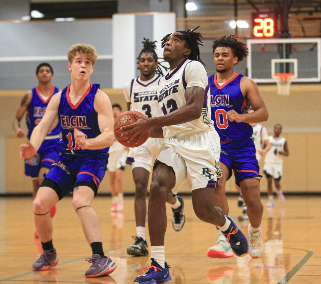 Pioneers’ Dreams of Skyway Crown Dashed by Cyclones - Prairie State College