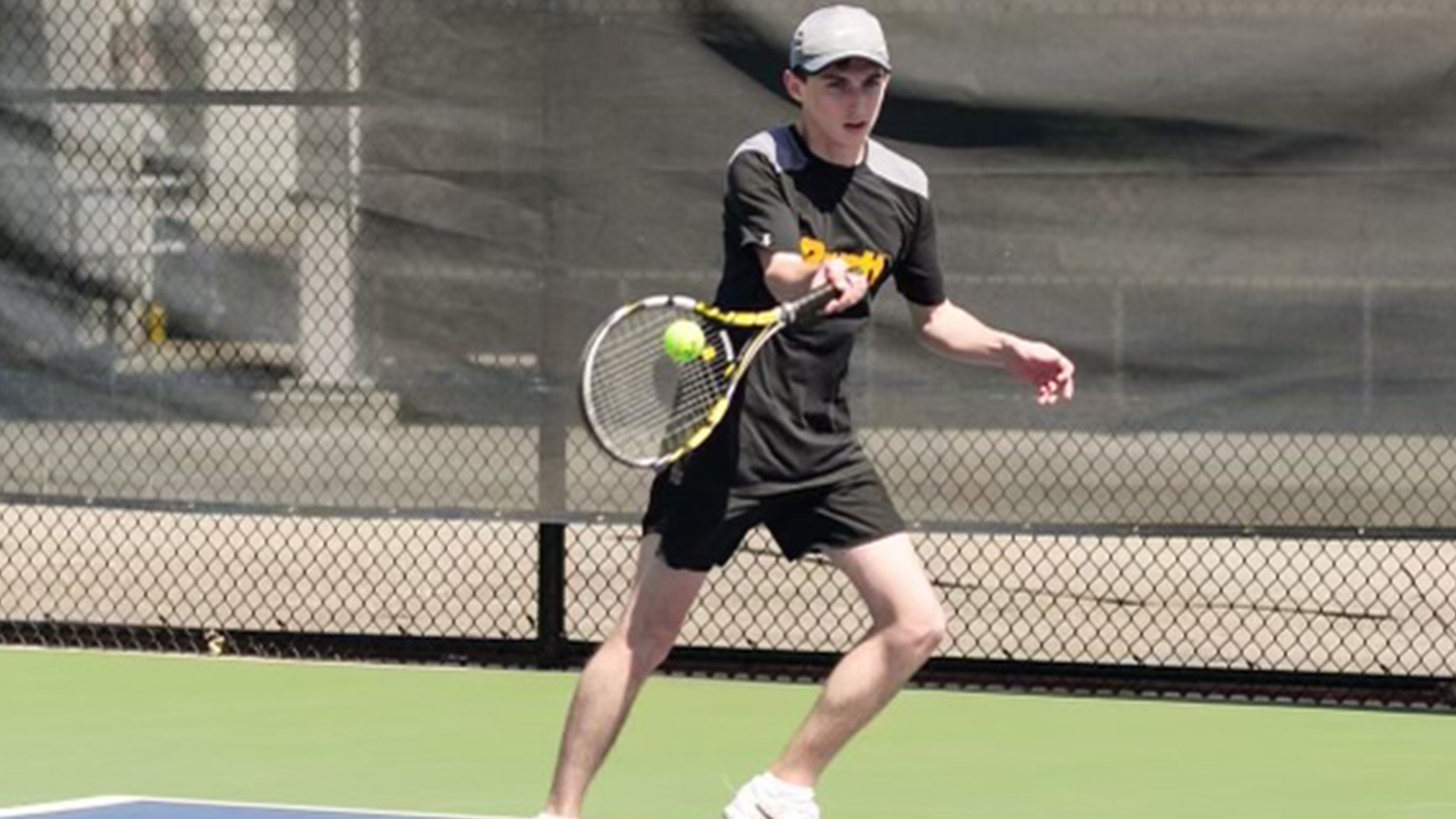 Men's Tennis Rolls to First Win of Season - Pratt Institute