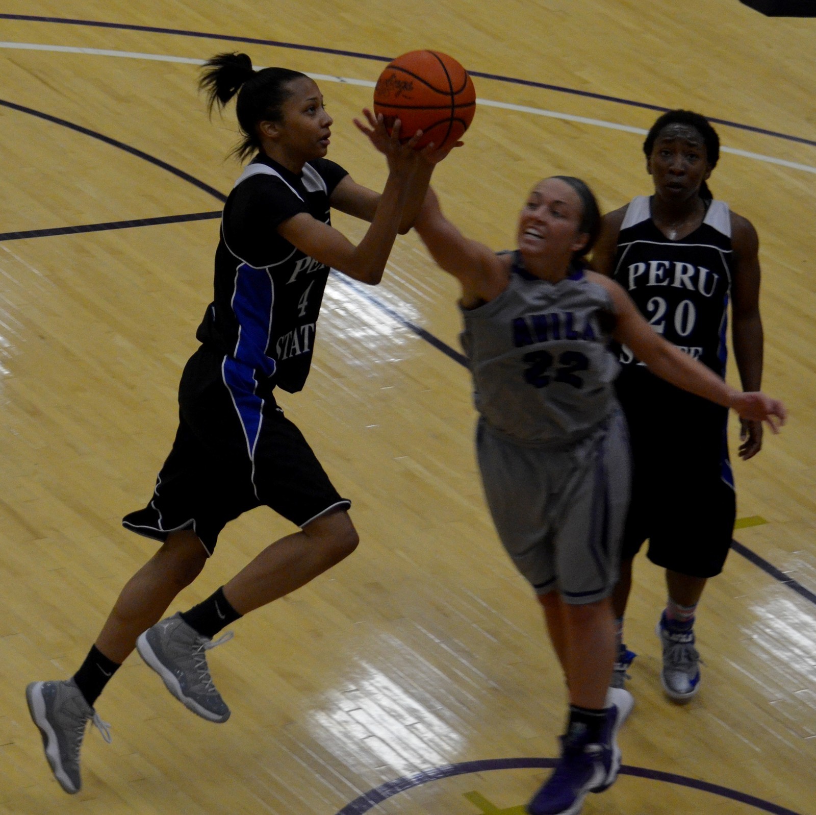 Sydney Young - Women's Basketball - Peru State College Athletics