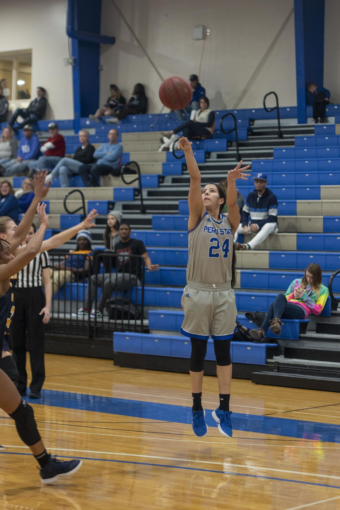 Lauren Beath - Women's Basketball - Peru State College Athletics