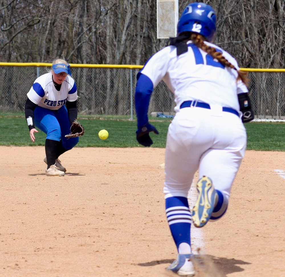 Tyler Farrell - Softball - Peru State College Athletics