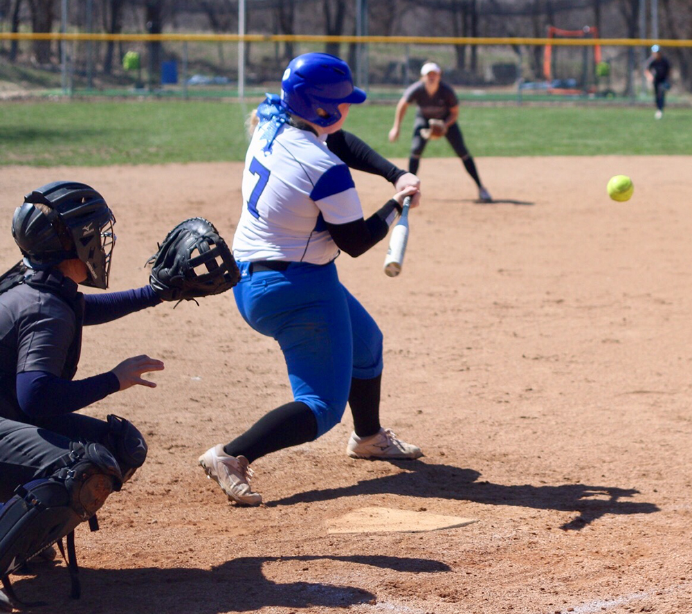 Tyler Farrell - Softball - Peru State College Athletics