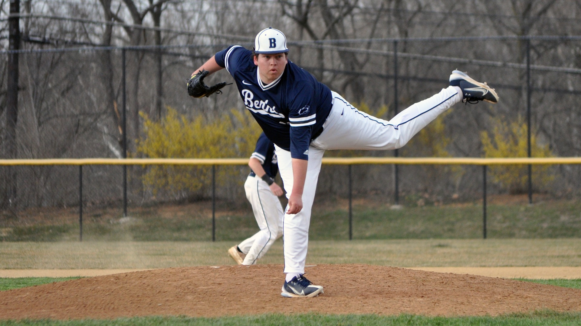 Baseball topped by Du Bois, 6-1 - Penn State Berks Athletics