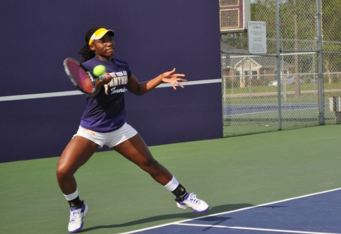 Raven Lewis - Women's Tennis - Prairie View A&M University Athletics