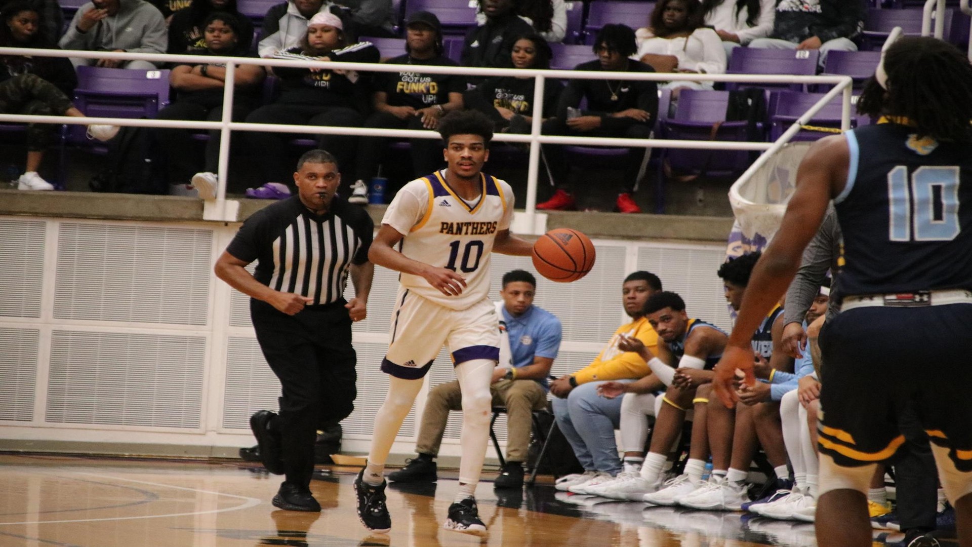 Jeremiah Gambrell - Men's Basketball - Prairie View A&M University ...