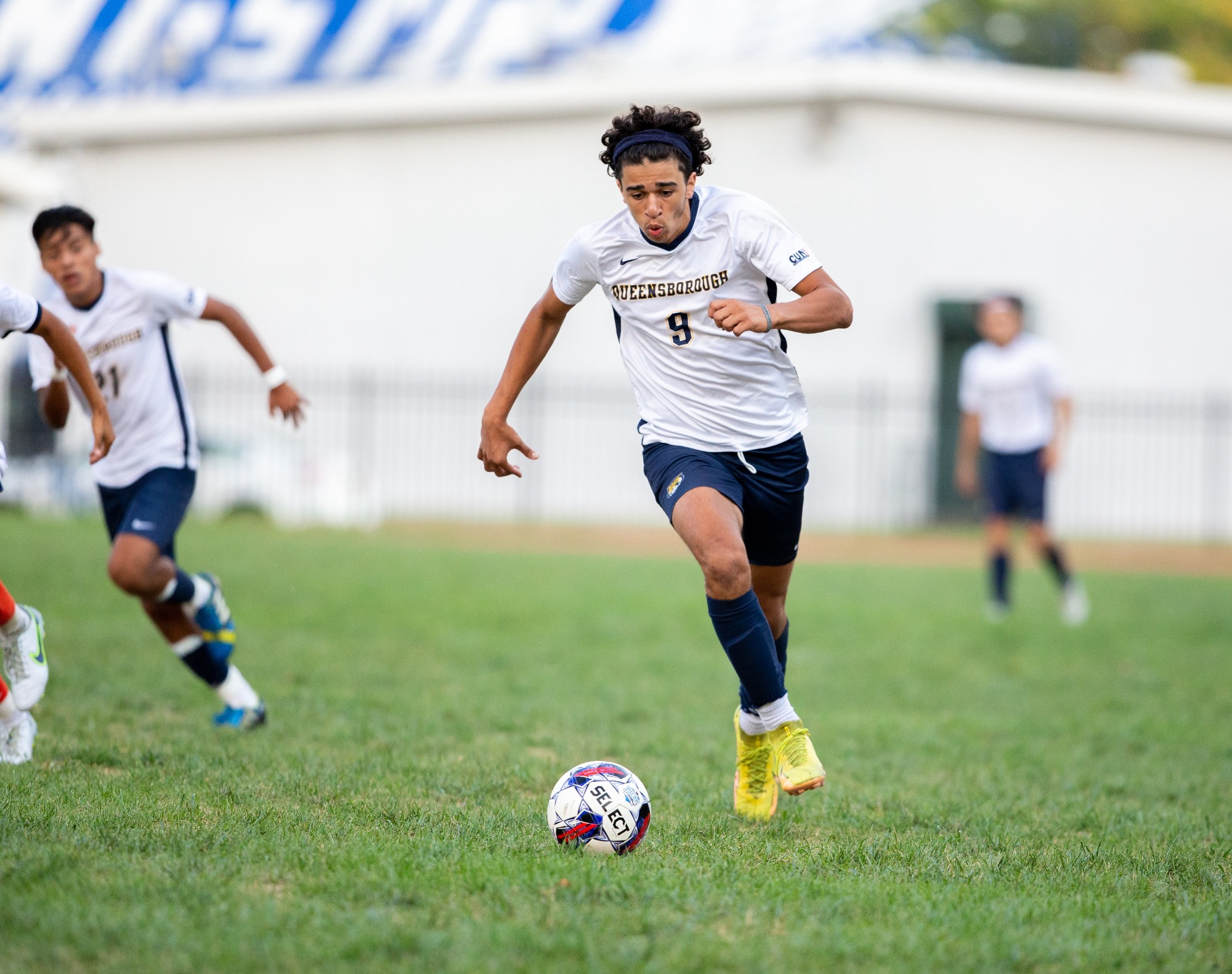 Men's Soccer Storms Past Dutchess - Queensborough Community College