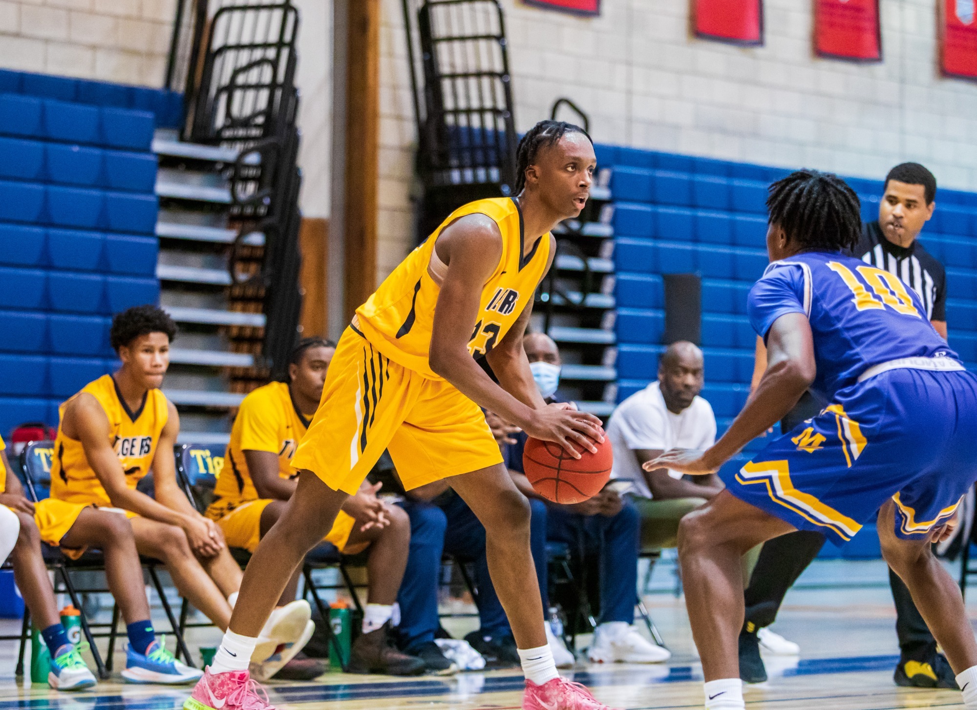 Men's Basketball Wins 5th Straight - Queensborough Community College