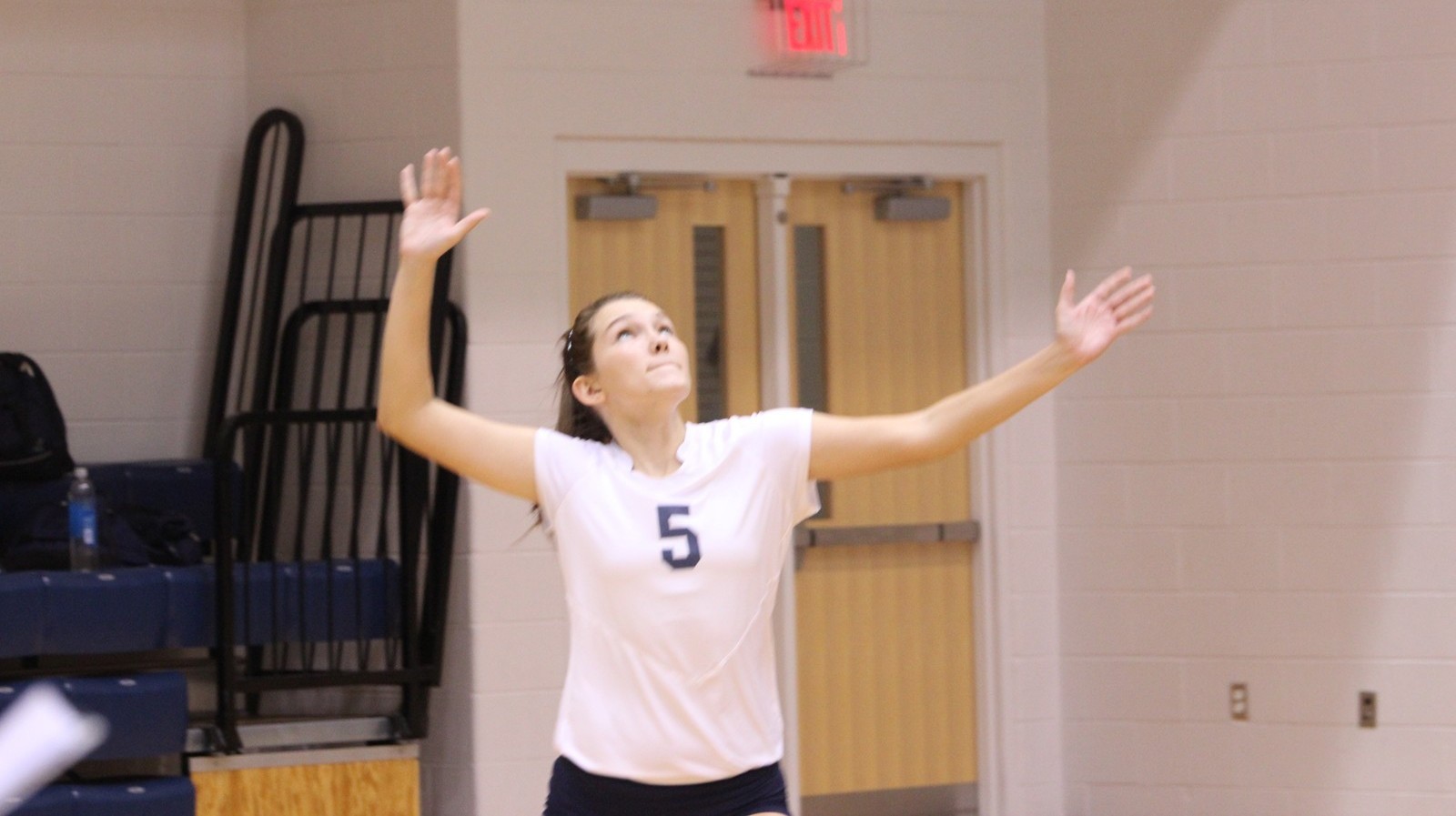 Annika Jones - 2015 - Women's Volleyball - Queens University of ...