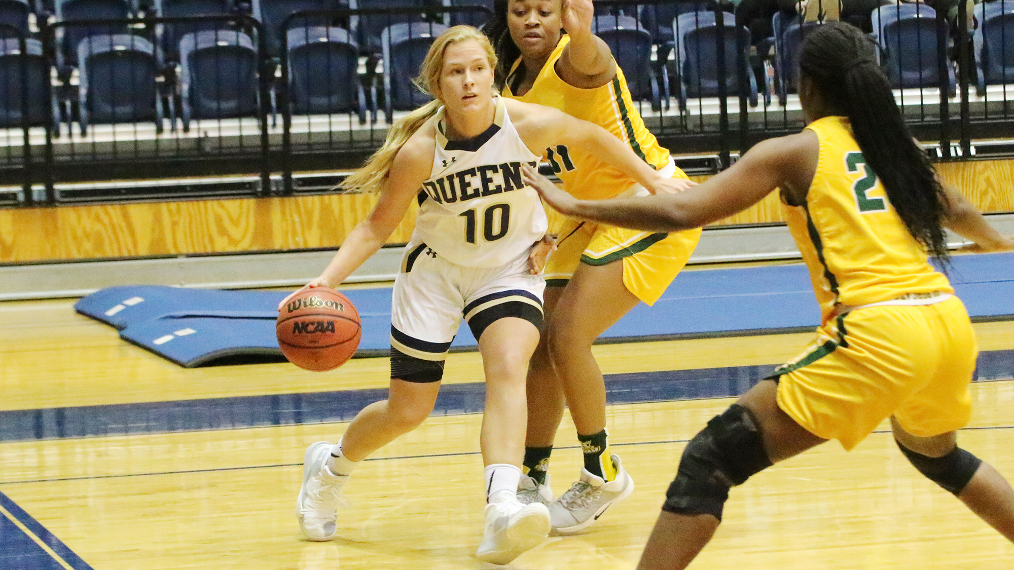 Caitlyn Moore - 2020-2021 - Women's Basketball - Queens University of ...