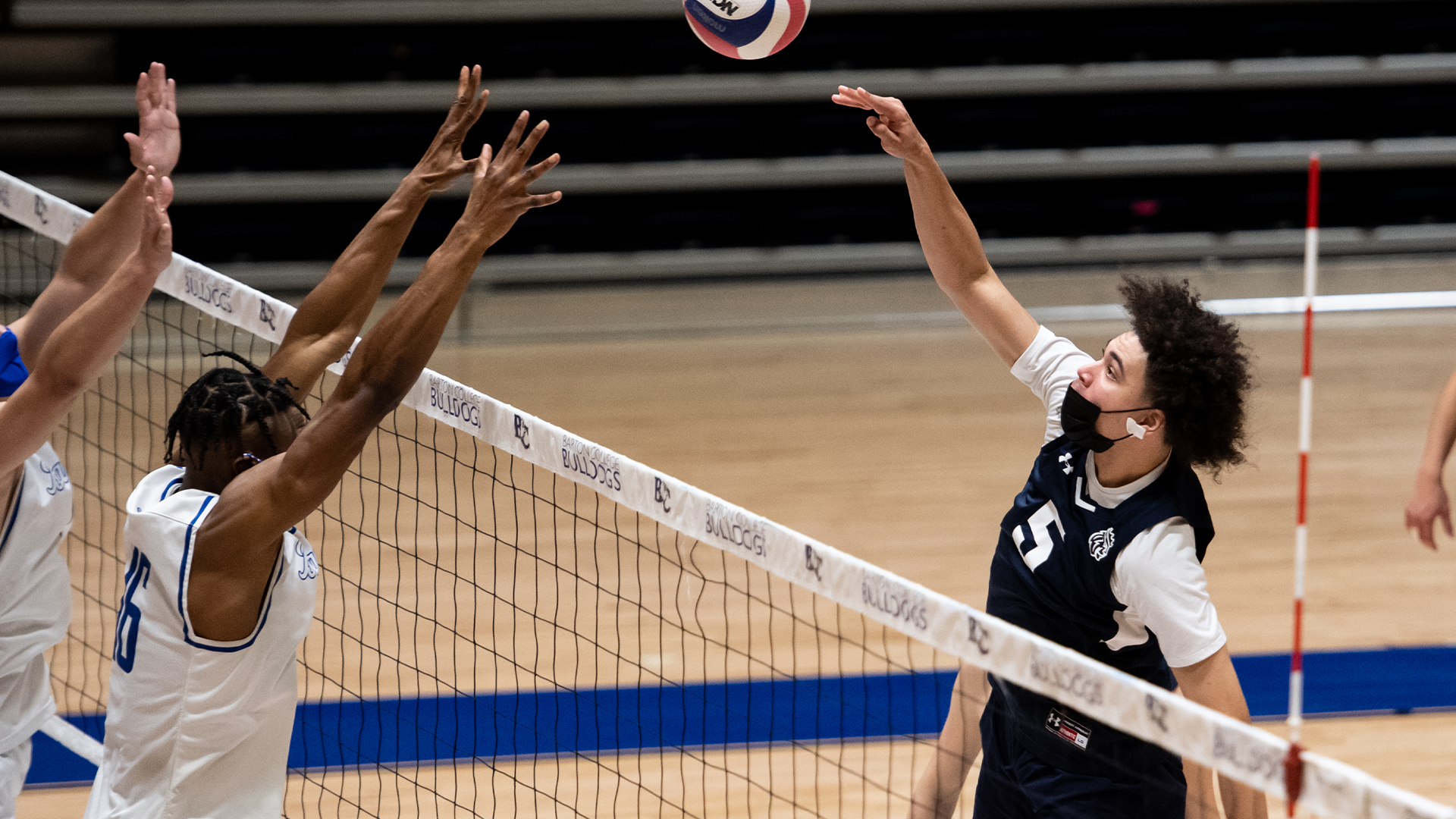 Stirling Sims - 2024 - Men's Volleyball - Queens University of ...