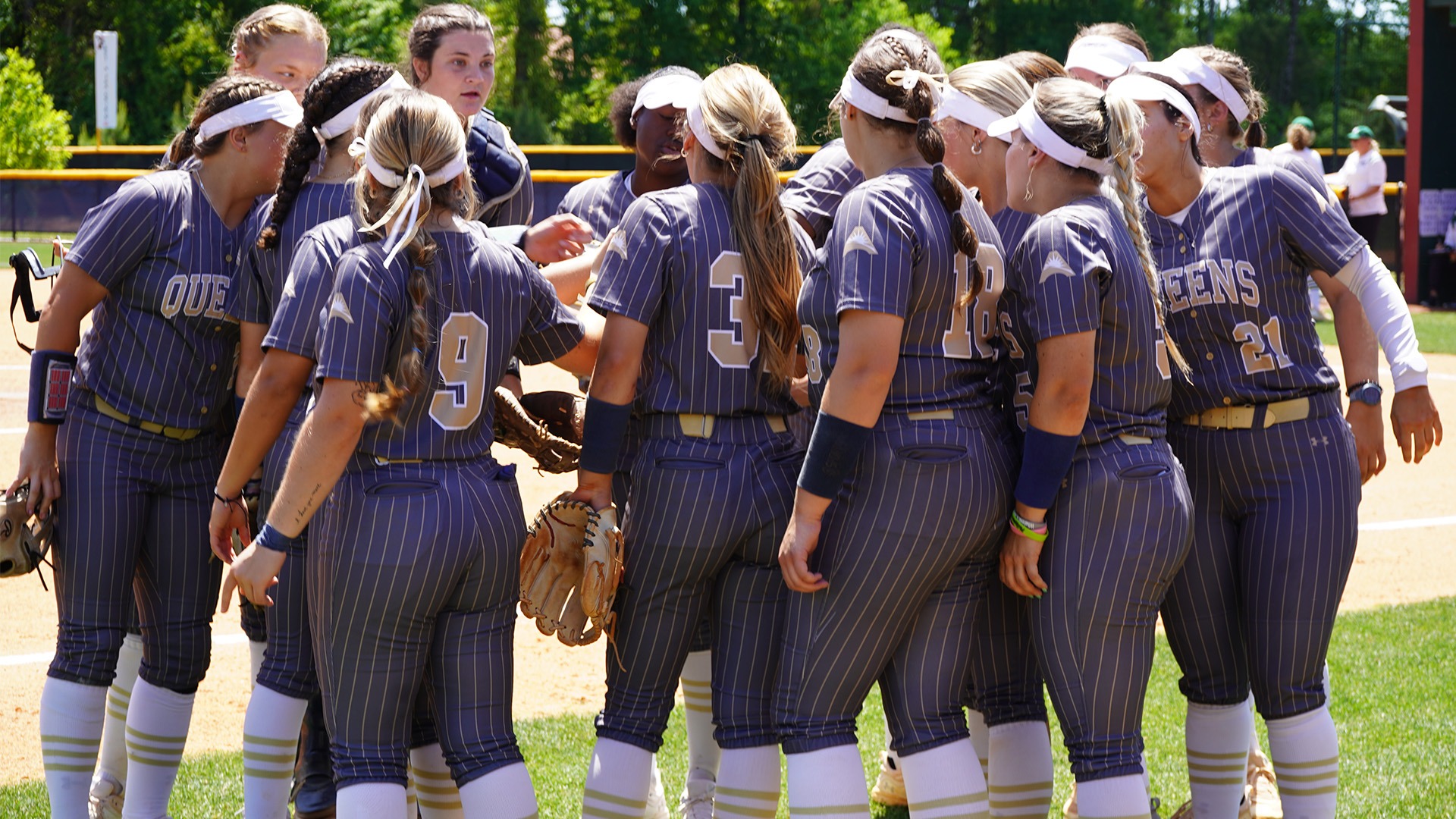 Queens Secures Series Win at North Alabama - Queens University of ...