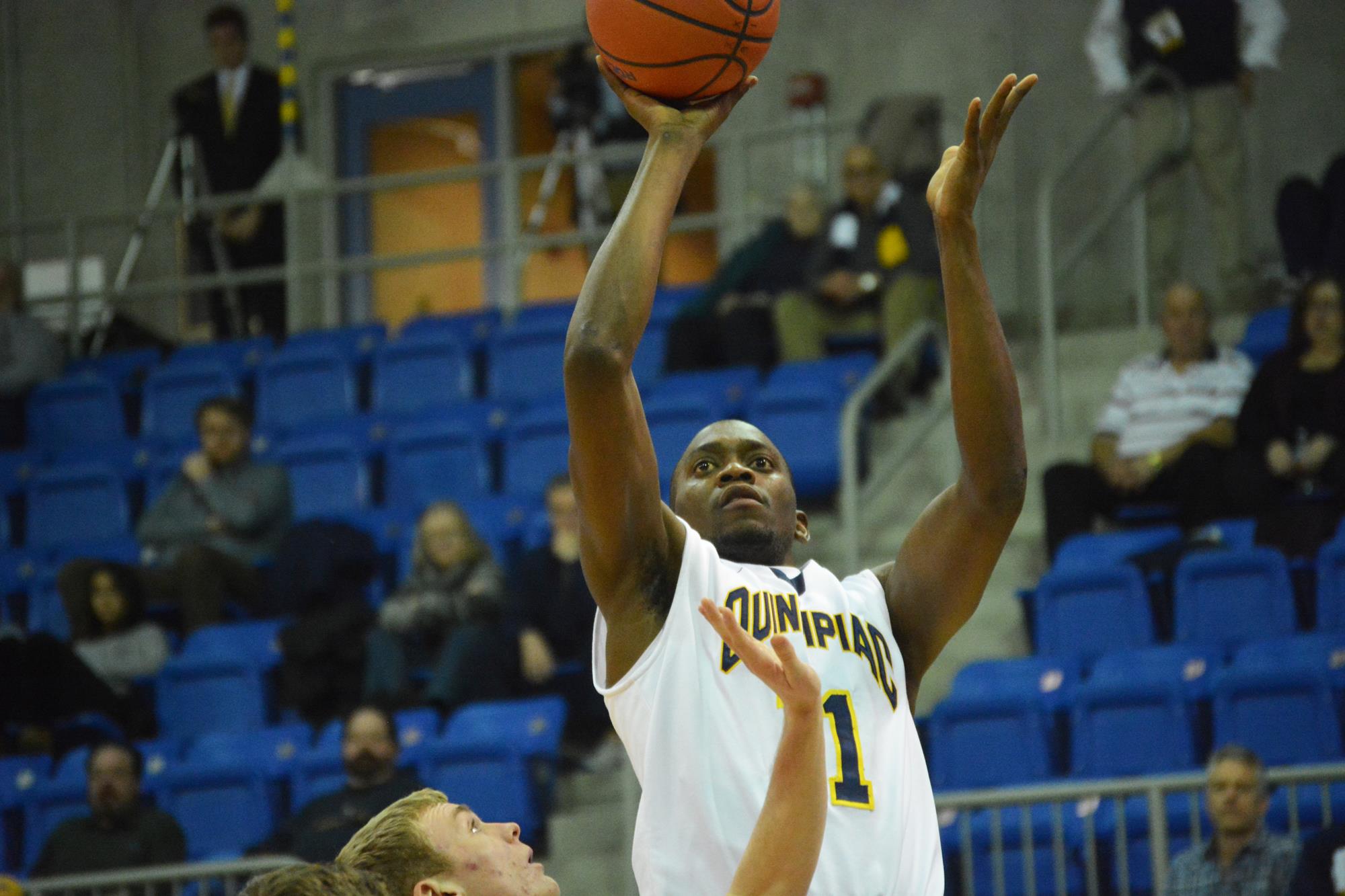 Alain Chigha - Men's Basketball - Quinnipiac University Athletics