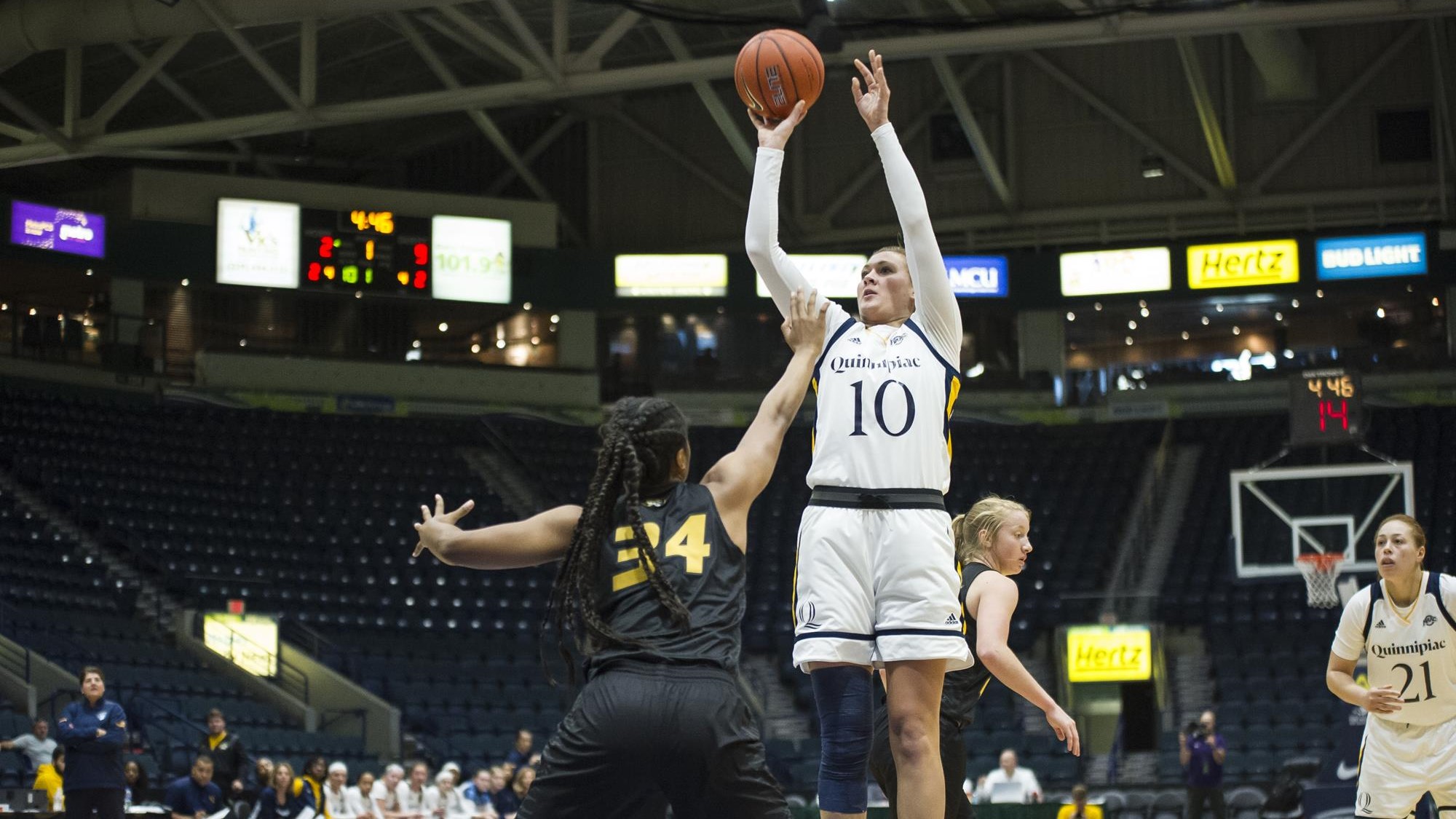 Jaden Ward - Women's Basketball - Quinnipiac University Athletics