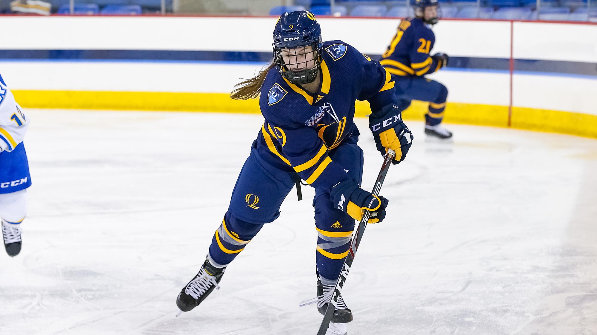 Alexa Hoskin - Women's Ice Hockey - Quinnipiac University Athletics