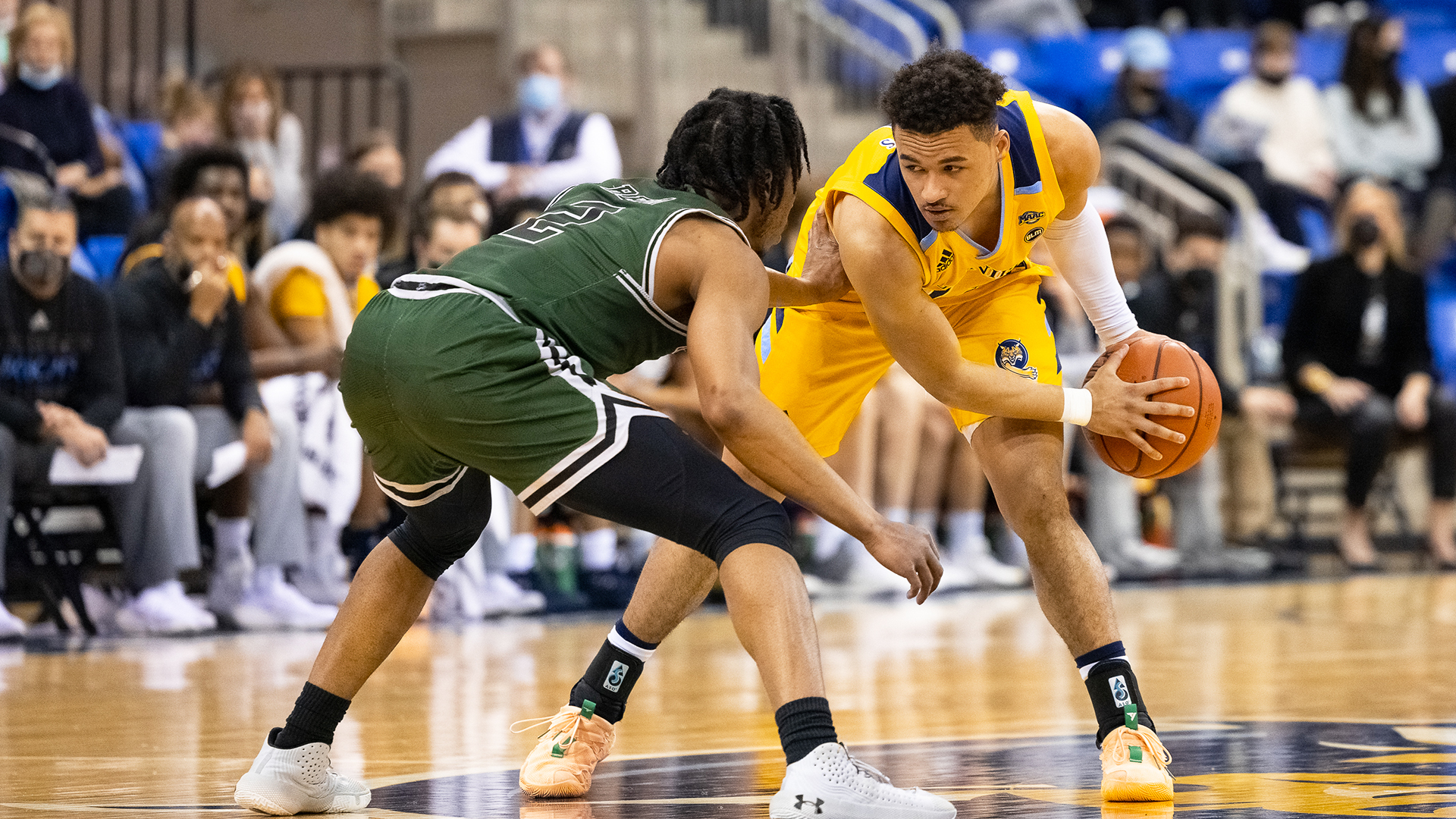Bobcats Fall vs. Manhattan Sunday at Home - Quinnipiac University Athletics