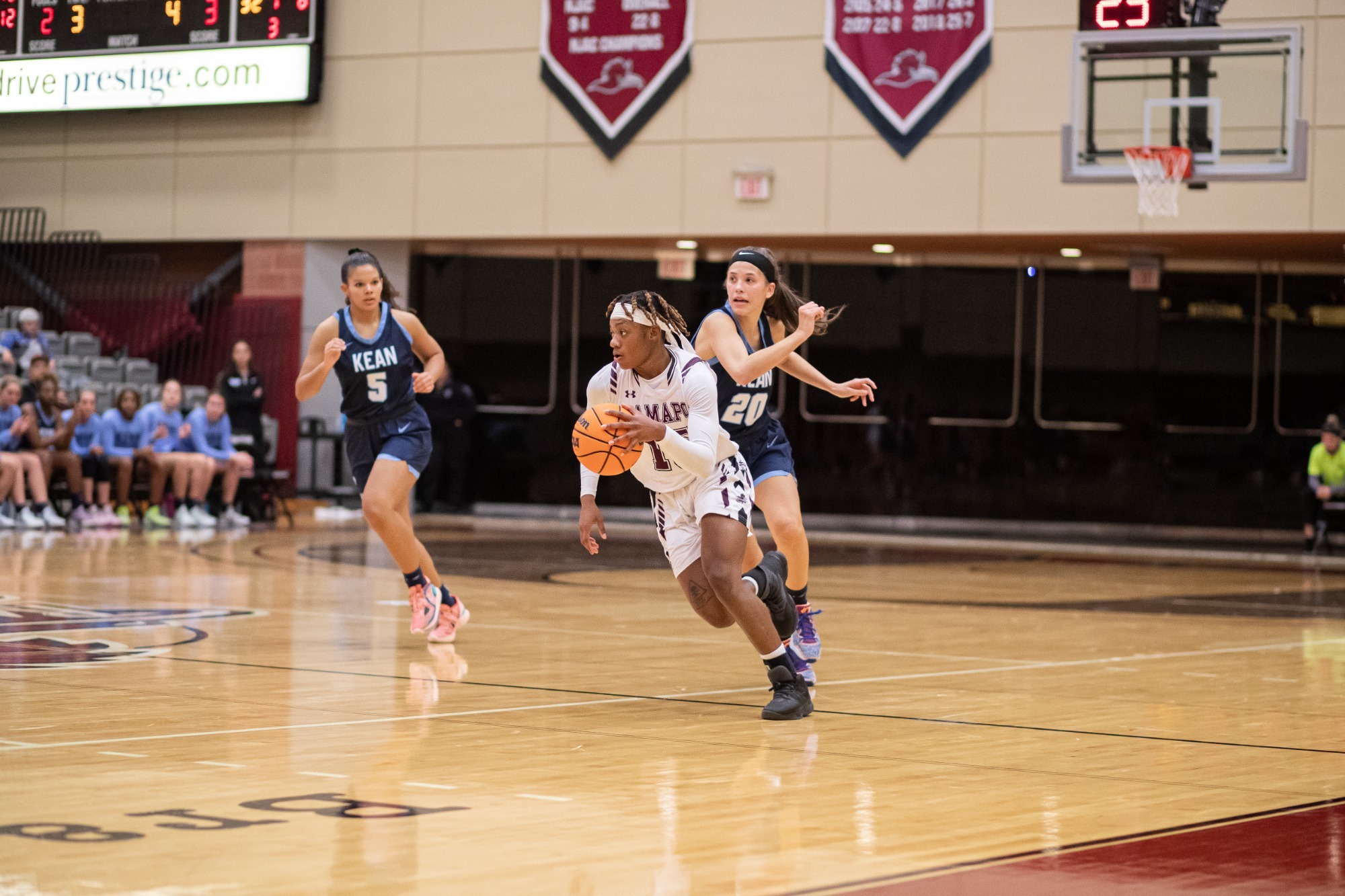 JOHN JAY WOMEN'S BASKETBALL DEFEATS RAMAPO 71-67 - Ramapo College of ...