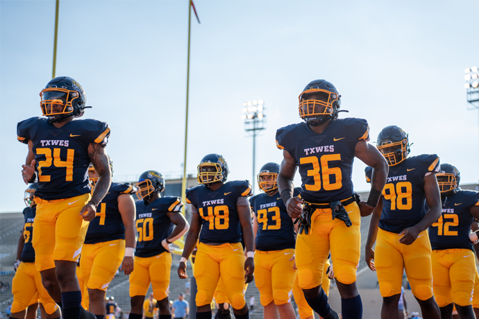 FB: Rams snap the Lions streak for the SAC Game of The Week - Texas ...