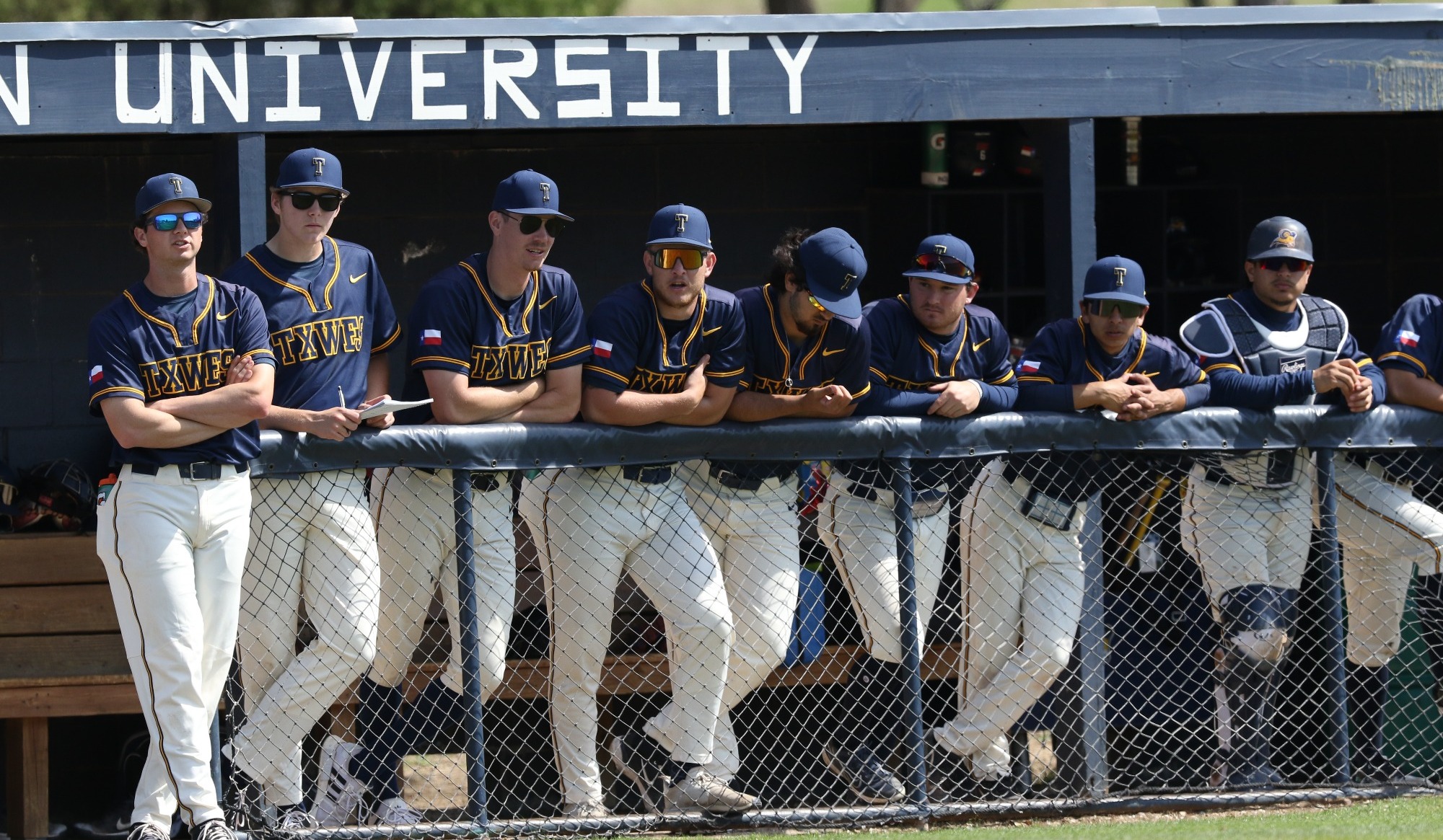BB: Rams Take Road Game Against No. 4 LSU-S - Texas Wesleyan University ...