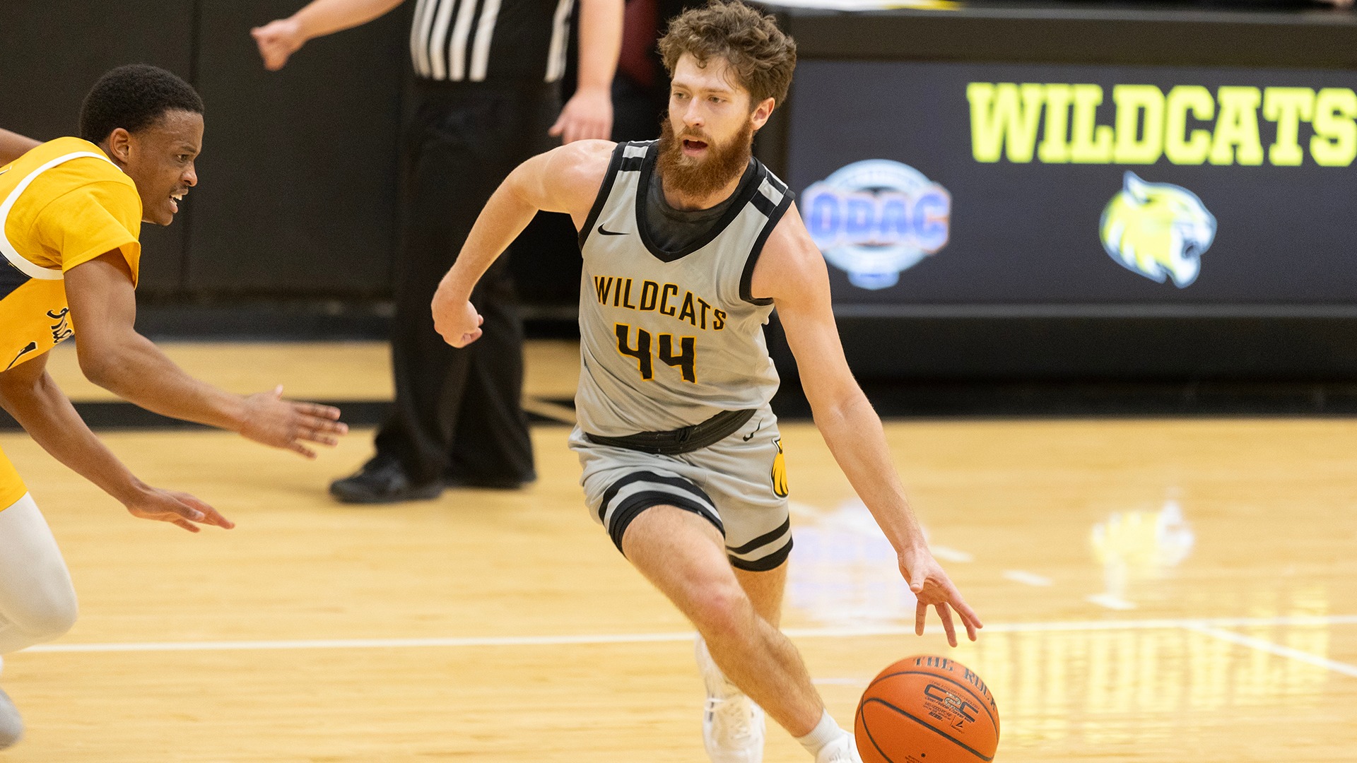 Bickey Sets Points Record; Men's Hoops Falls to Averett in Overtime 83 ...