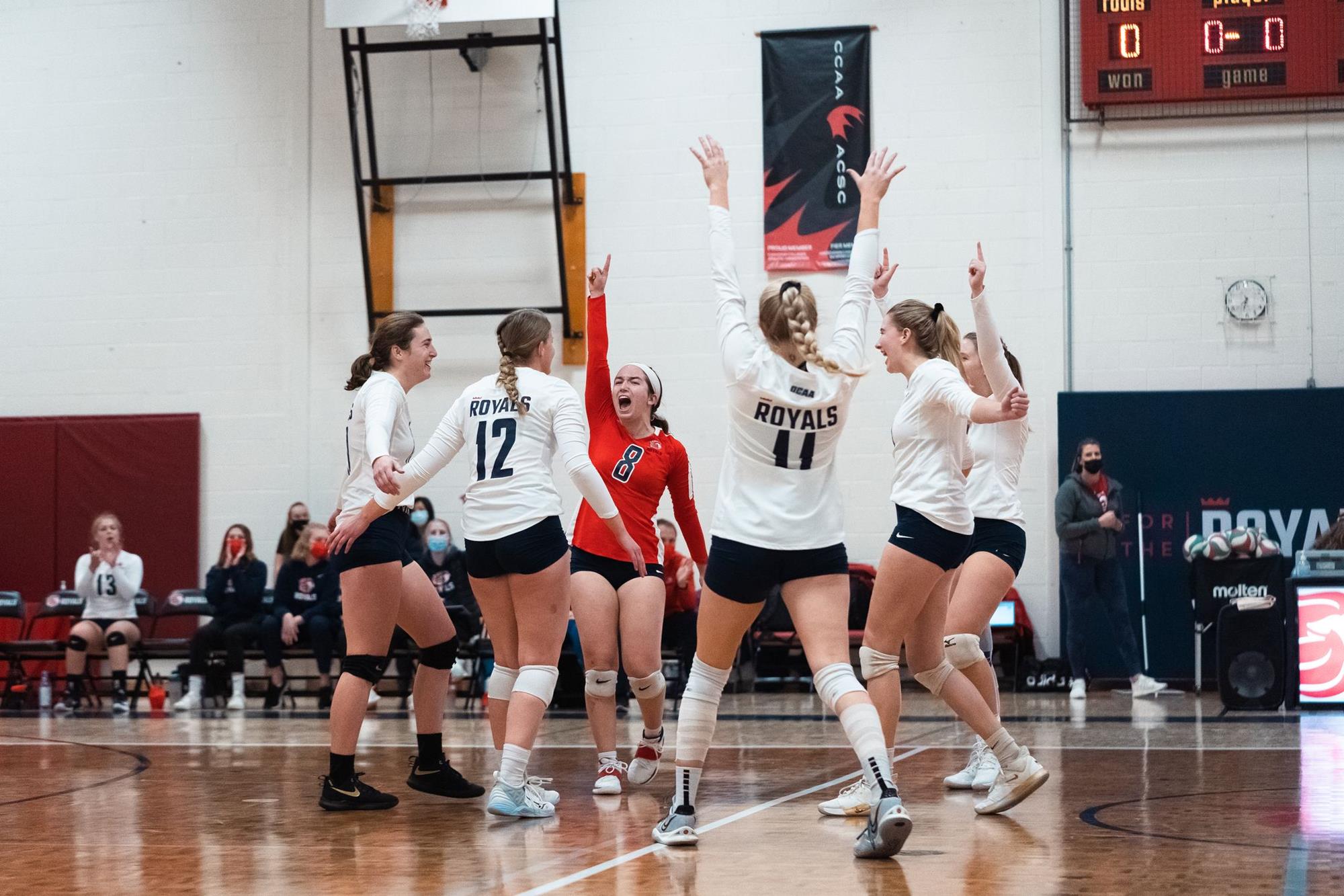 Emily Aitken - Women's Volleyball - Redeemer University Athletics