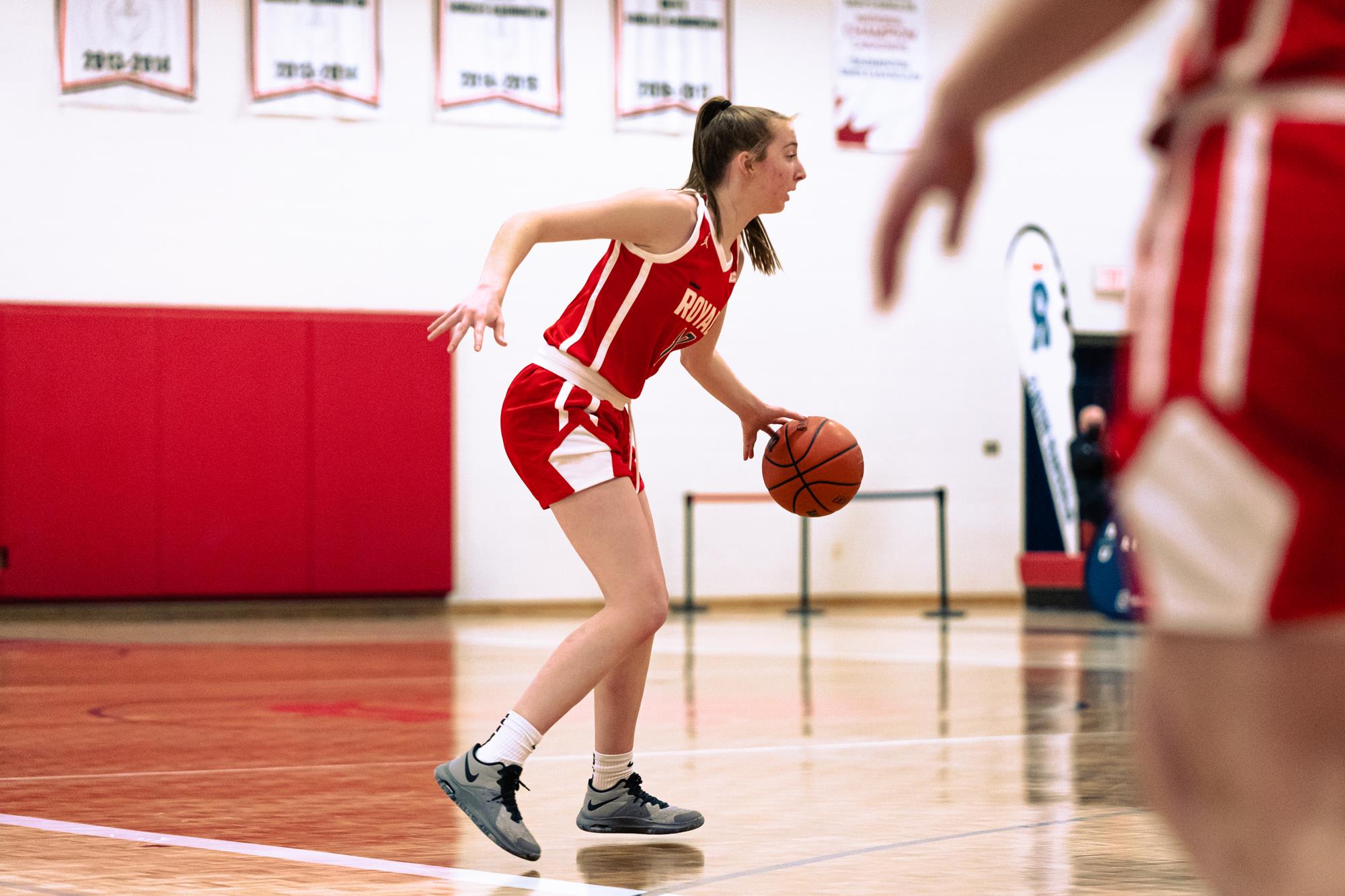 ROYALS SPLIT WEEK OF GAMES WITH CONDORS - Redeemer University Athletics